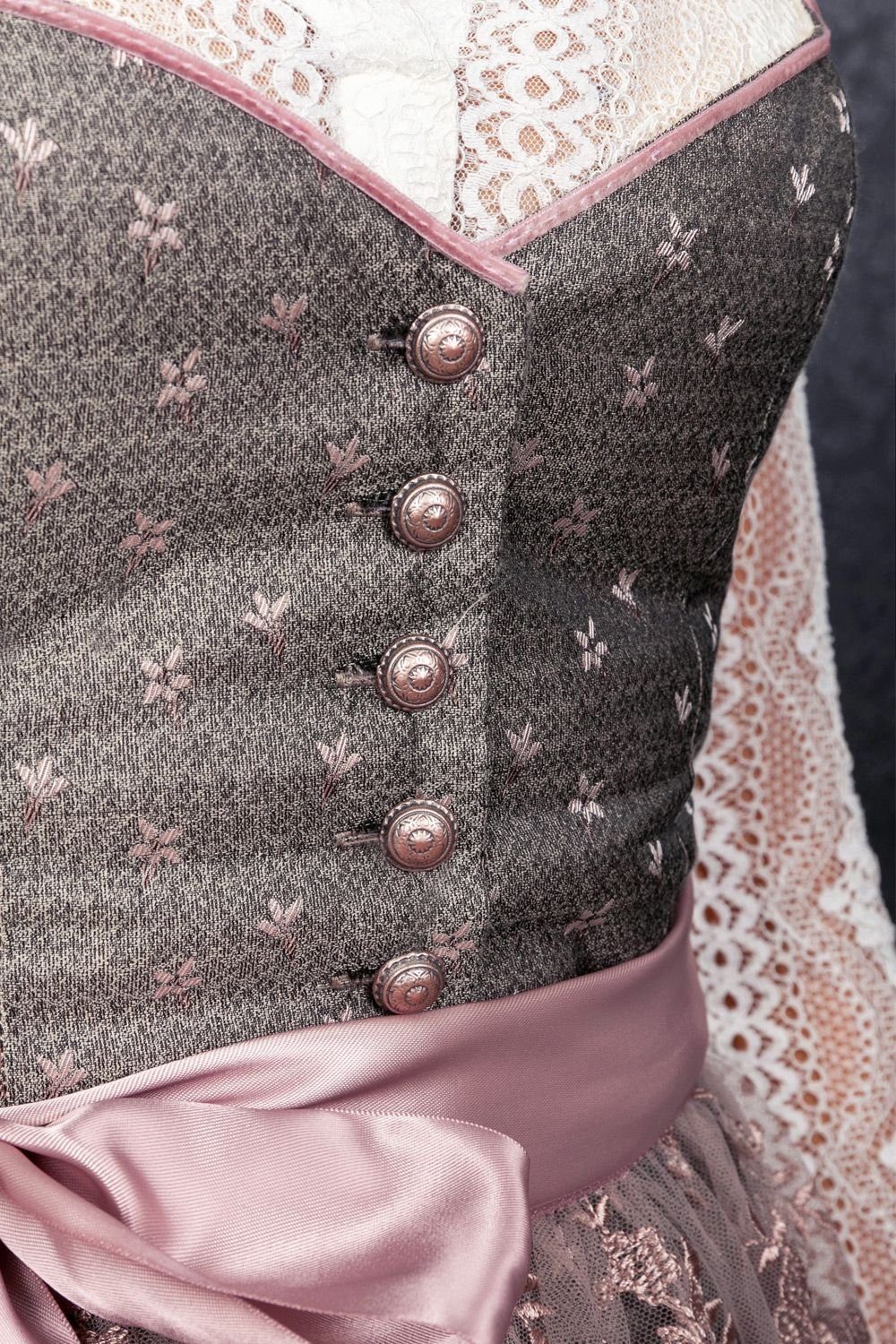 Edelnice Dirndl, Trachtenkleid