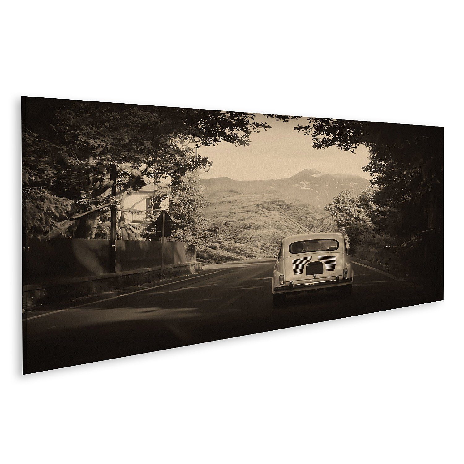 islandburner Leinwandbild Bild auf Leinwand Sepia Foto eines Retro-Autos auf dem Weg in die Berg