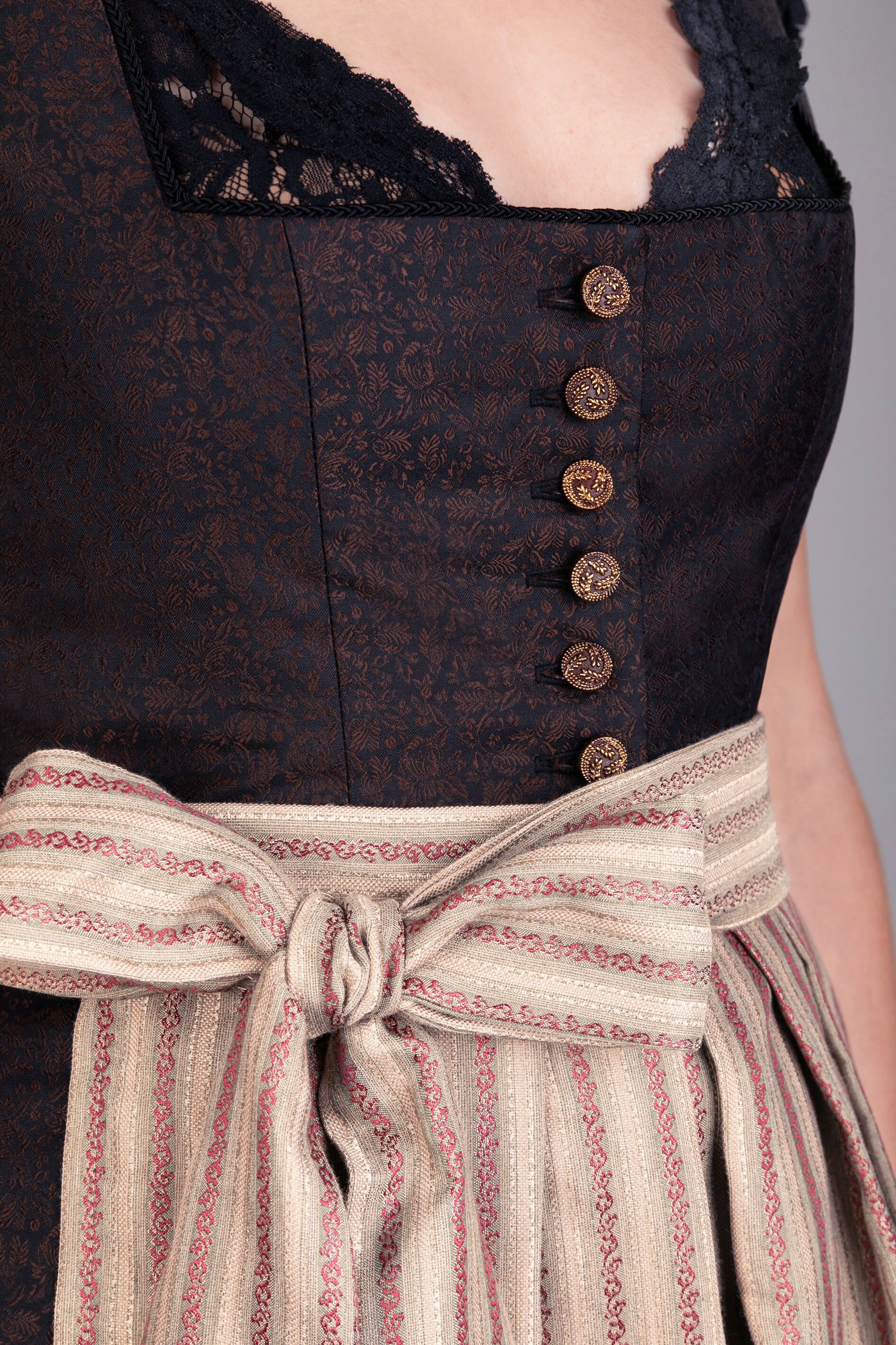 Edelnice Dirndl, Trachtenkleid