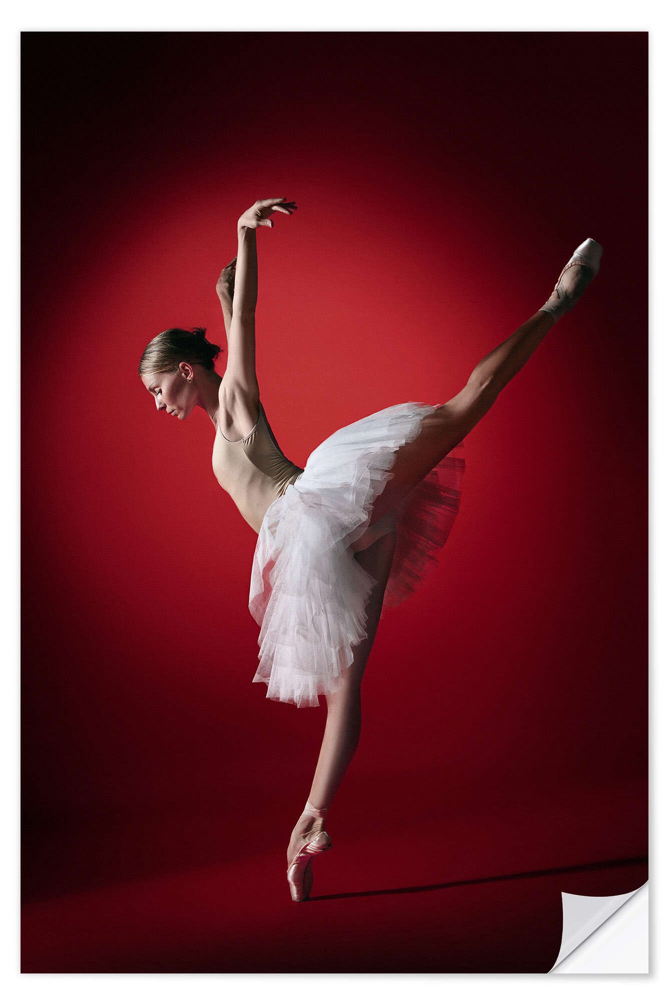 Posterlounge Wandfolie Editors Choice, Tänzerin auf Rot, Fotografie