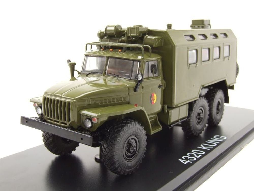 Premium ClassiXXs Modellauto Ural 4320 KUNG Militär NVA oliv grün Modellauto 1:43 Premium ...
