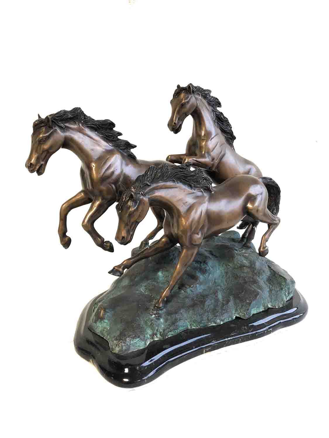 Bronzeskulpturen Skulptur Bronzefigur drei laufende Pferde