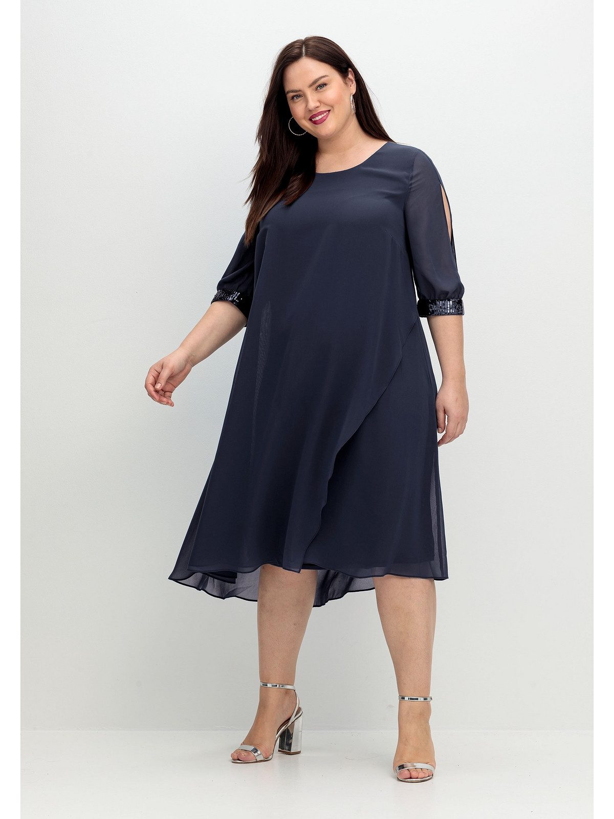 Sheego Abendkleid Große Größen Aus Georgette Mit Geschlitztem Ärmel