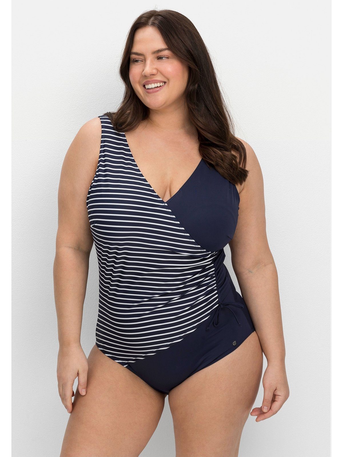 Sheego Badeanzug Große Größen in Wickeloptik, mit Streifen, Monokini, Swimsuit