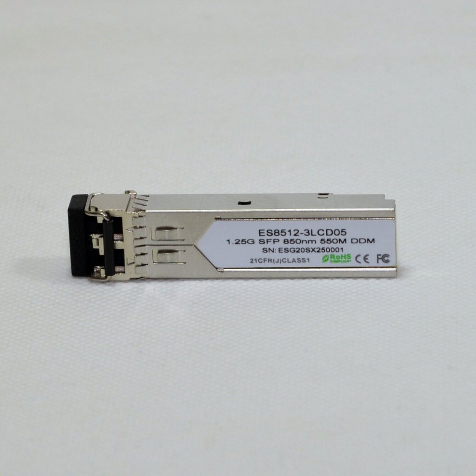NETGEAR AGM731F 1000Base-SX SFP Modul Transceiver. Netzwerk-Adapter ... NETGEAR AGM731F 1000Base-SX SFP Modul Transceiver. Netzwerk-Adapter ...