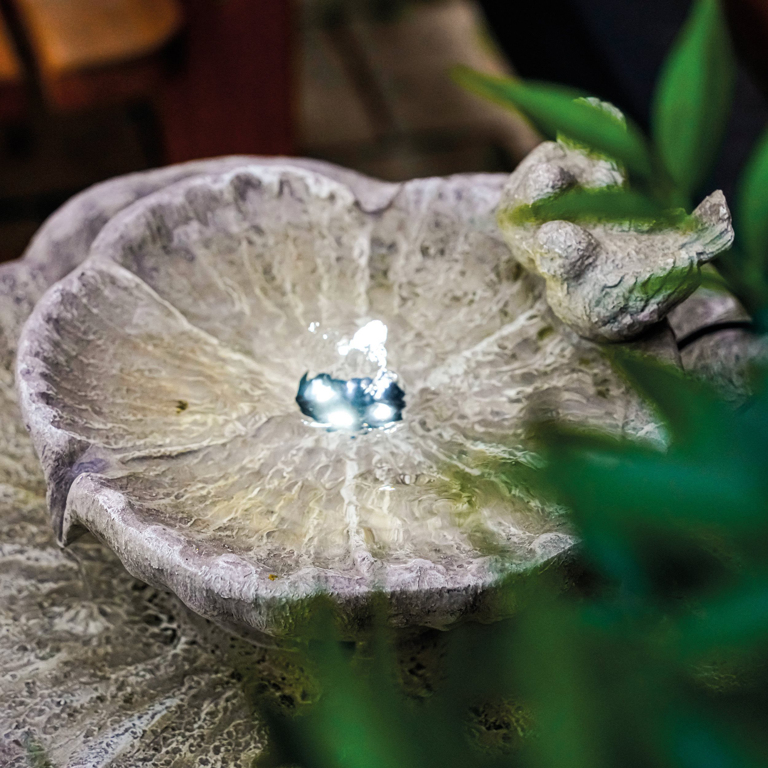 esotec Gartenbrunnen Solarbrunnen Vogelpaar aus Keramik, Akku+LED, H ...