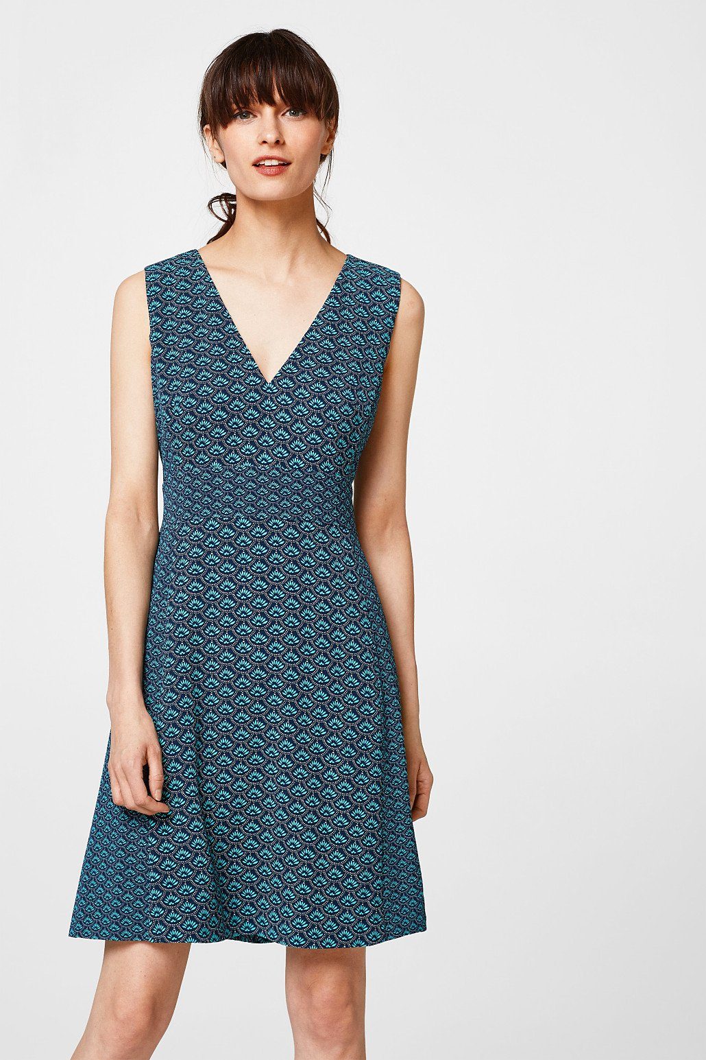 Esprit Collection Jacquard Kleid Mit Tiefem V Ausschnitt Online Kaufen