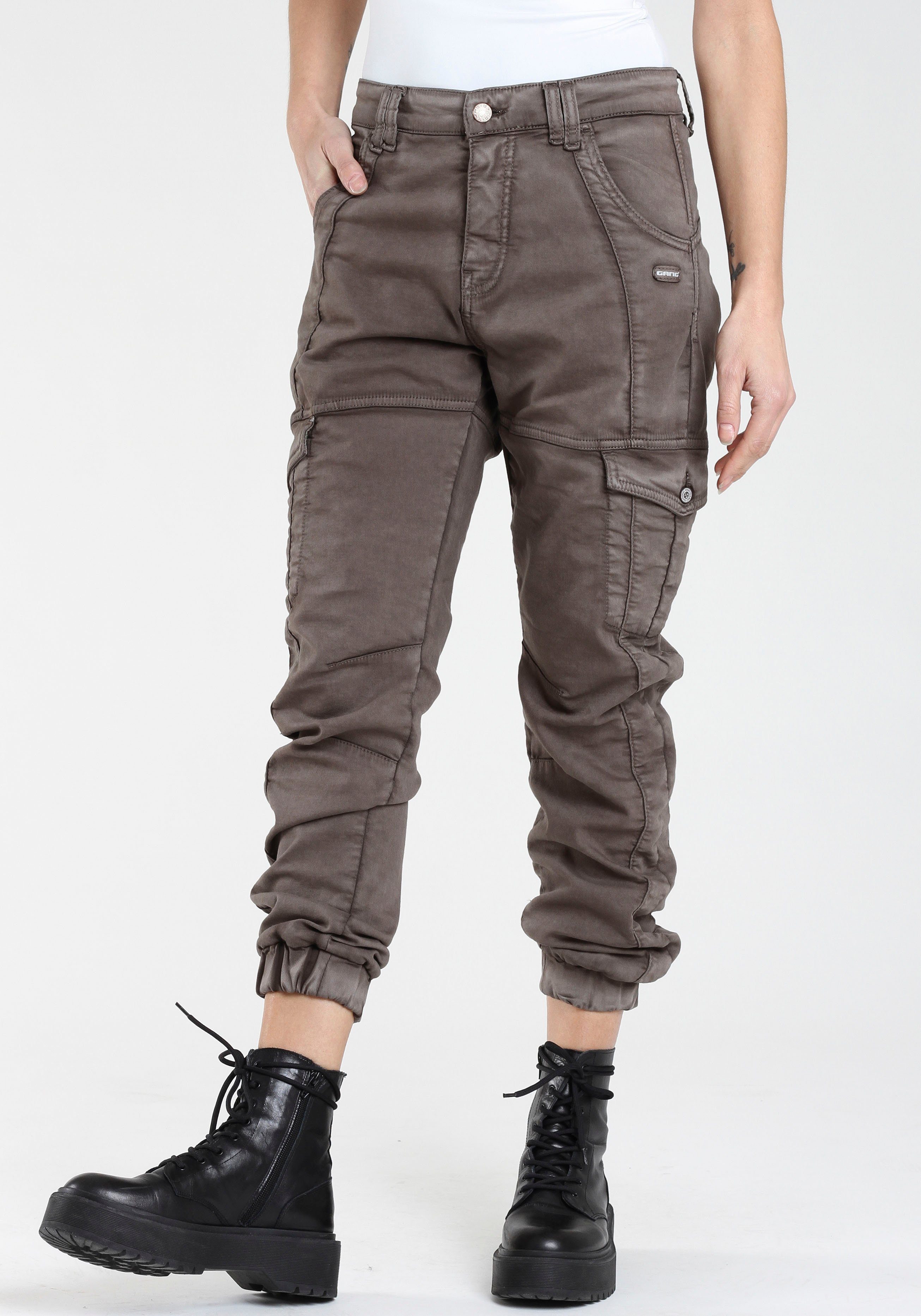 Gang Cargohose Giselle Cargo« Mit Seitlich Aufgesetzten Cargotaschen