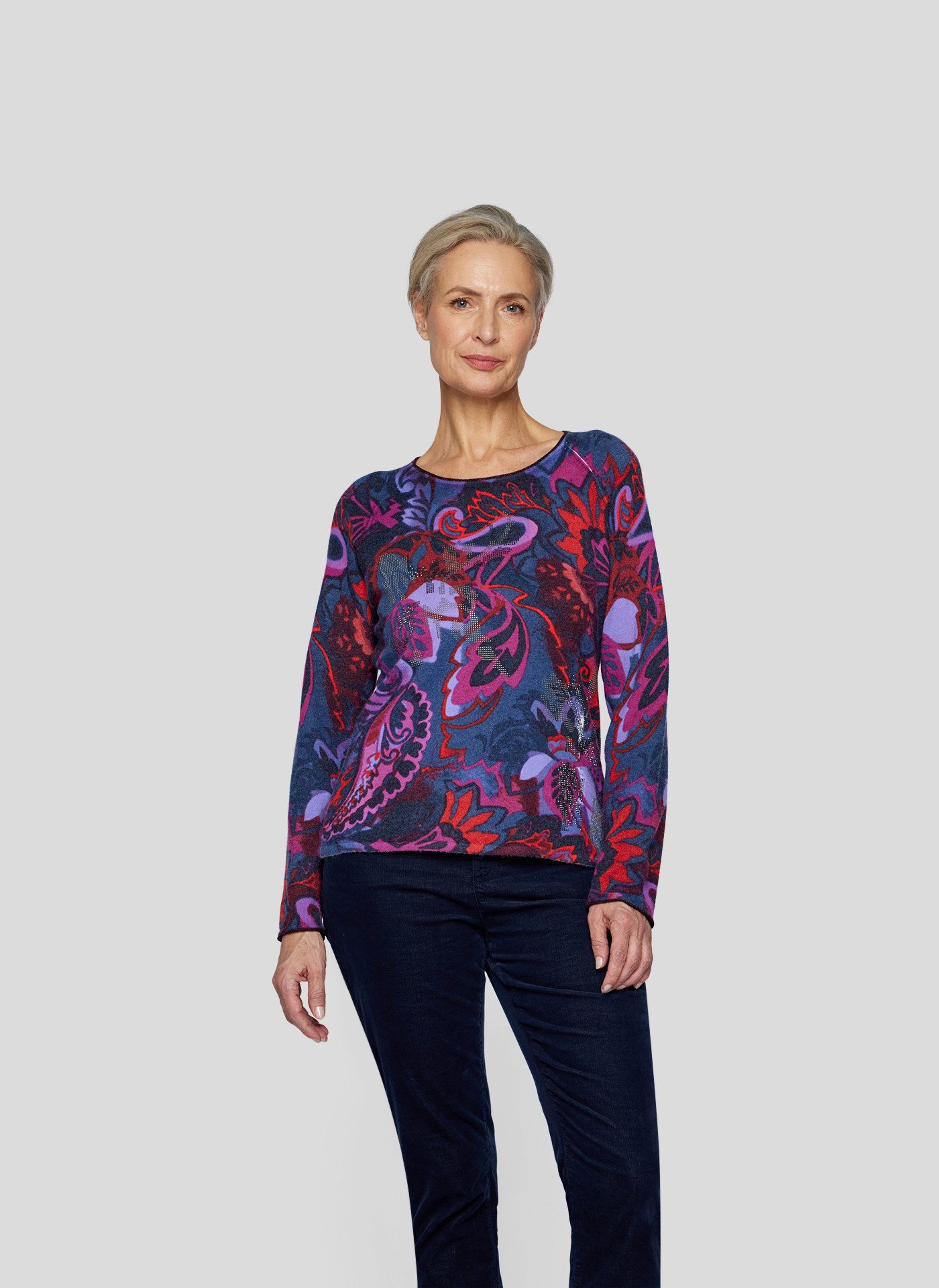 Rabe Strickpullover Rabe, Farbenfroher Pullover mit floralen Mustern und Strassdetails