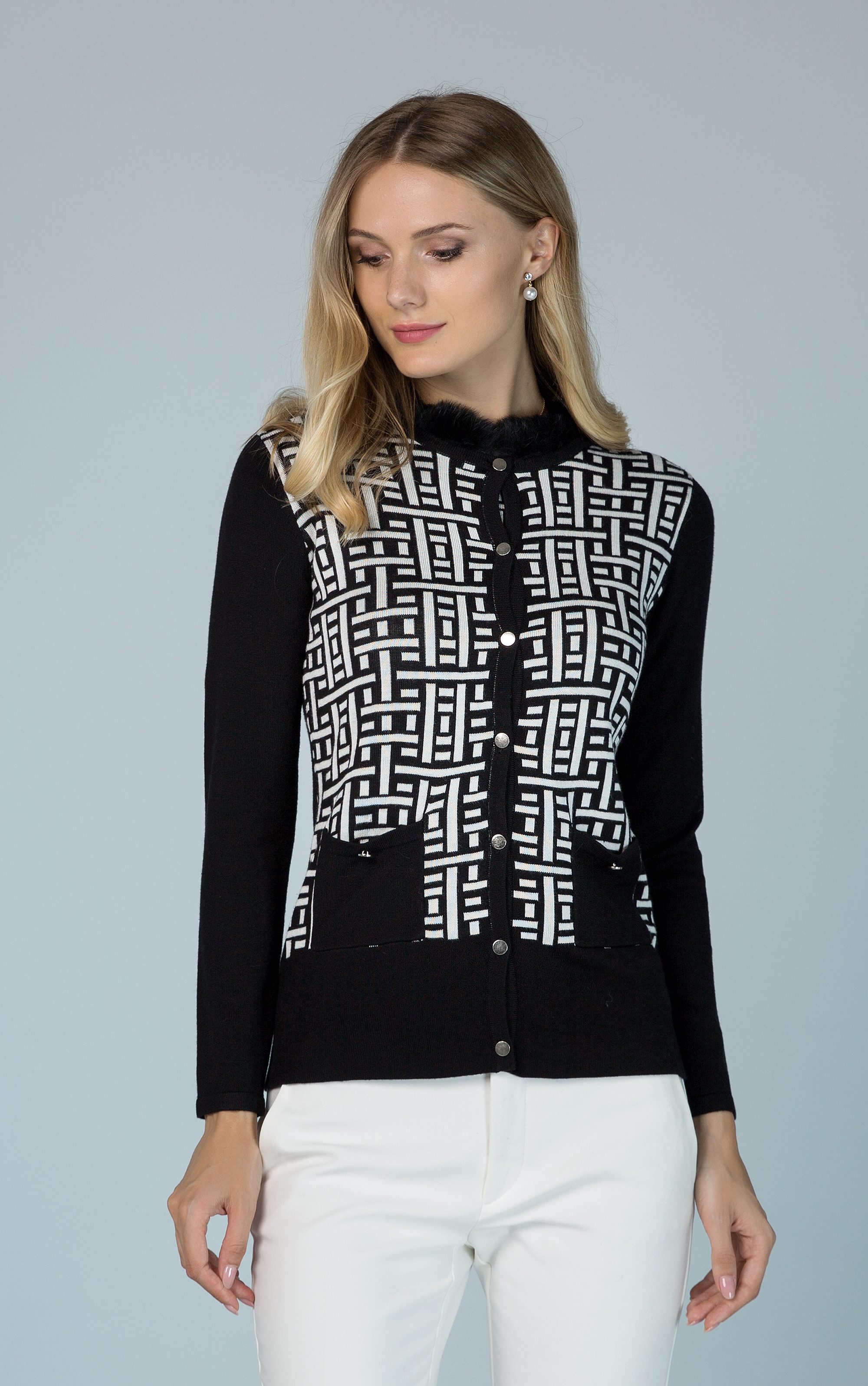 Passioni Cardigan Twinset Mit Schwarz Weißem Geometrischem Muster
