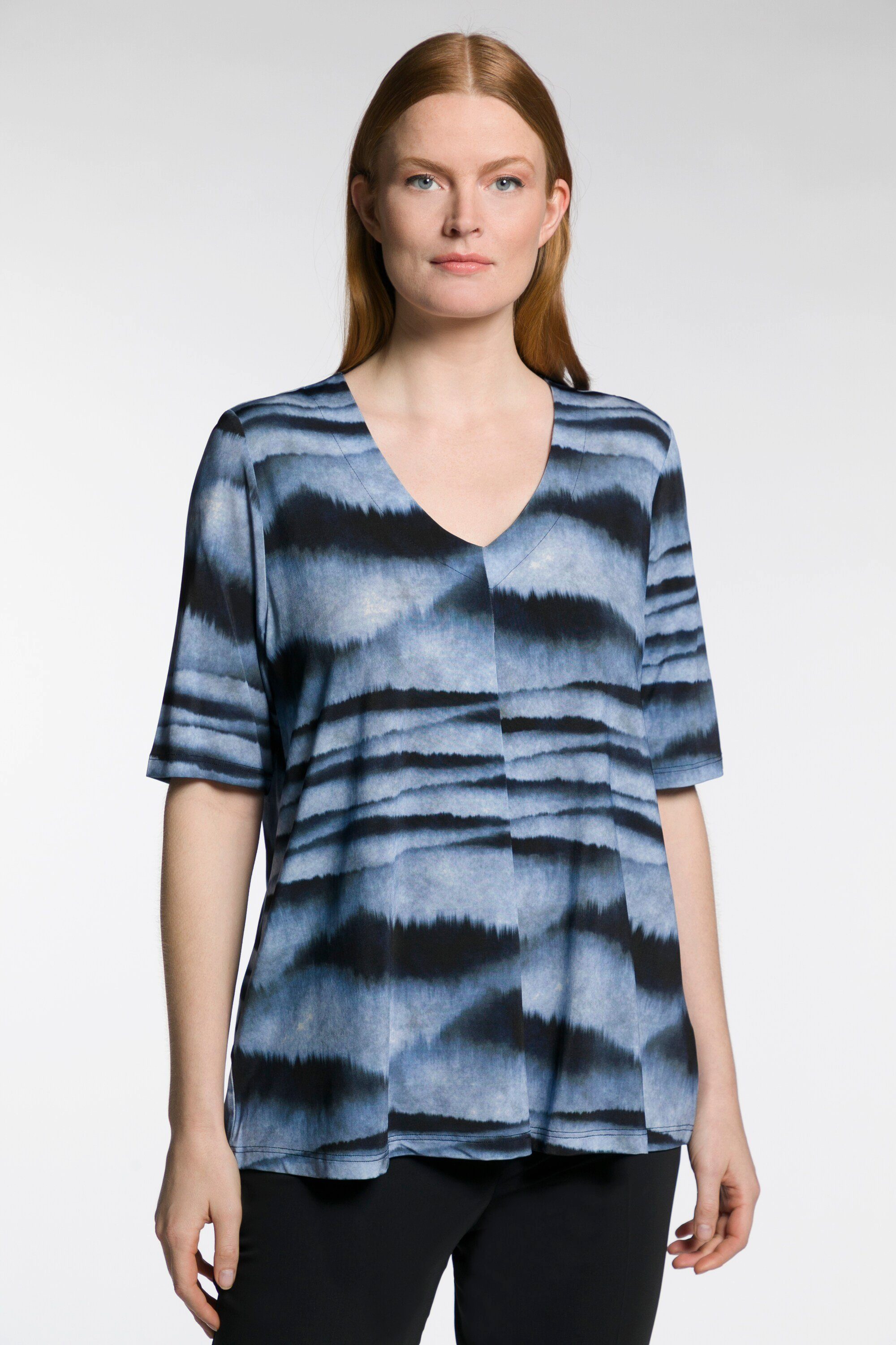 Ulla Popken Rundhalsshirt Slinkyshirt Aquarellstreifen A Linie V Ausschnitt