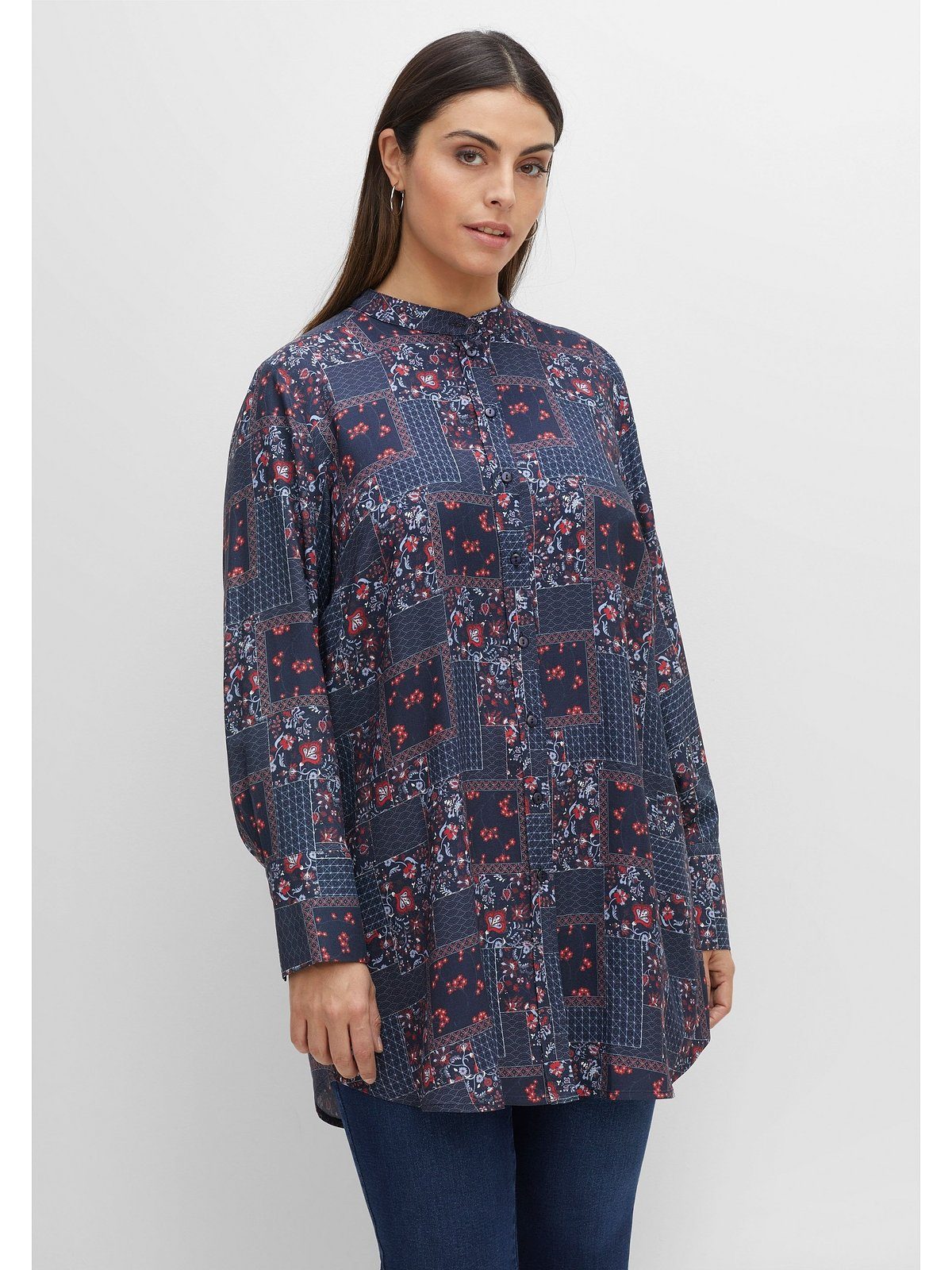 Sheego Longbluse Große Größen mit Patchwork-Print, weich fließend
