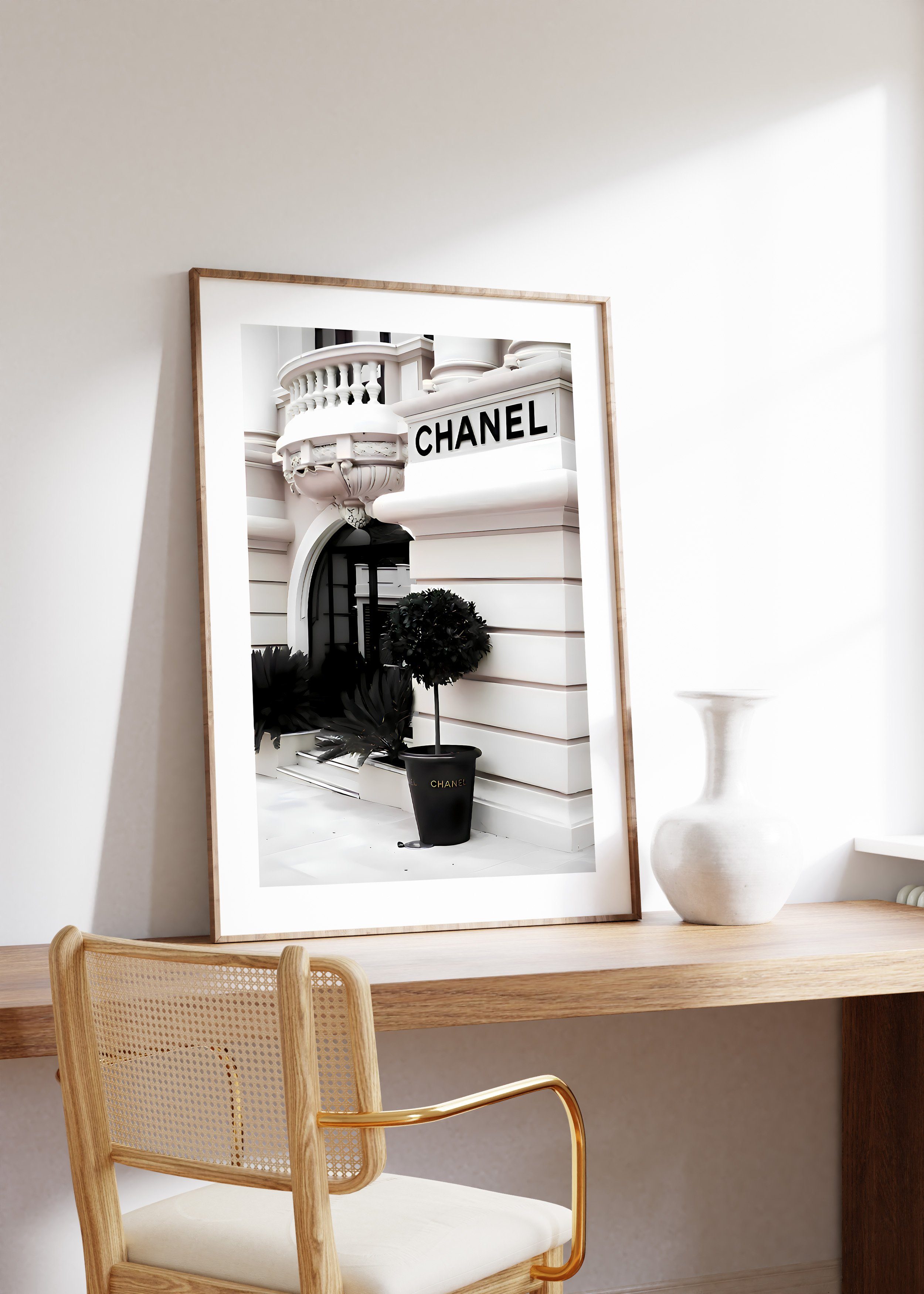 JUSTGOODMOOD Poster Premium ® Chanel Geschäft Poster · ohne Rahmen ...