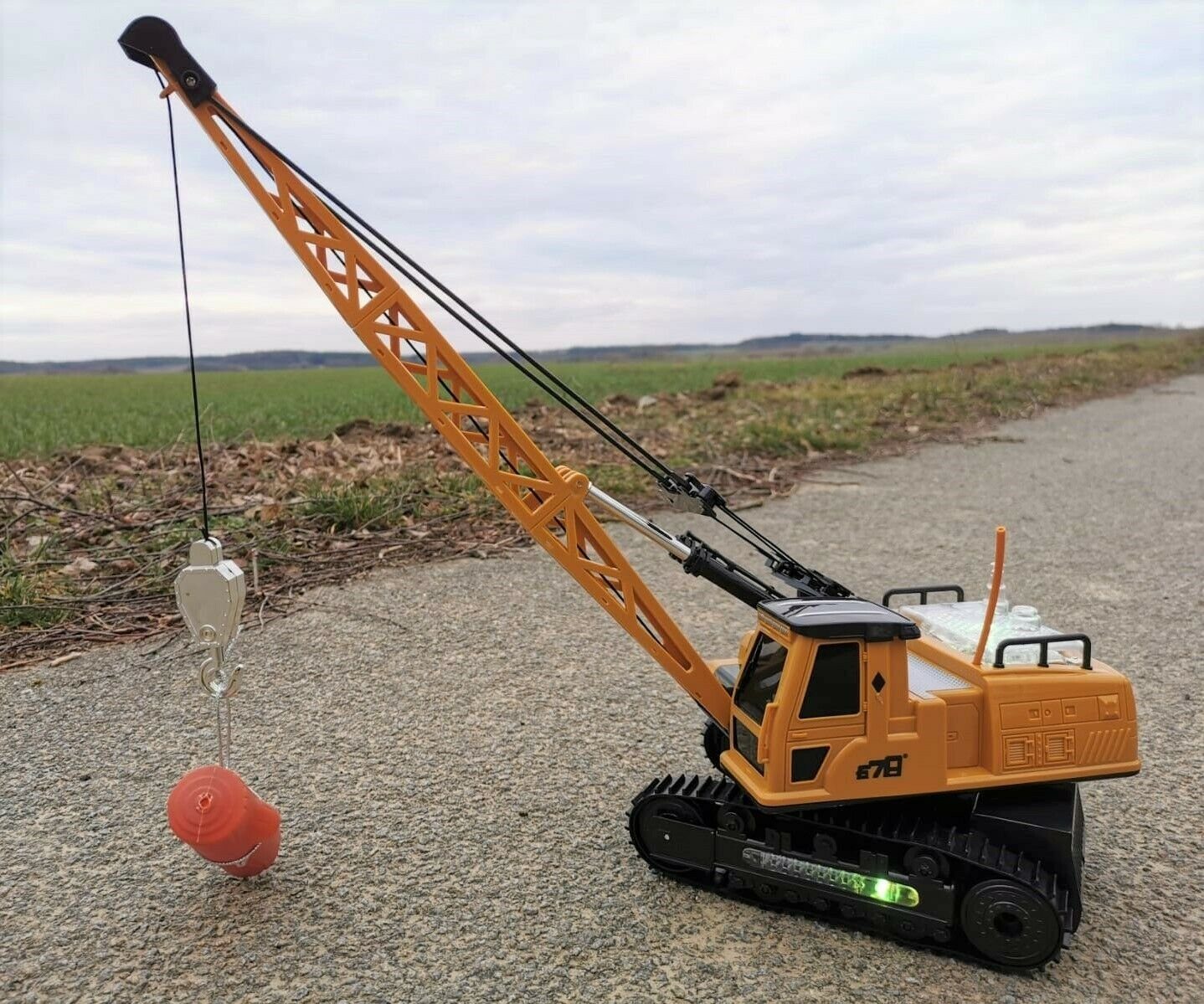 BruKa RC-Kran RC Raupenkran TOPLIFTER ferngesteuerter Baukran Kran ...