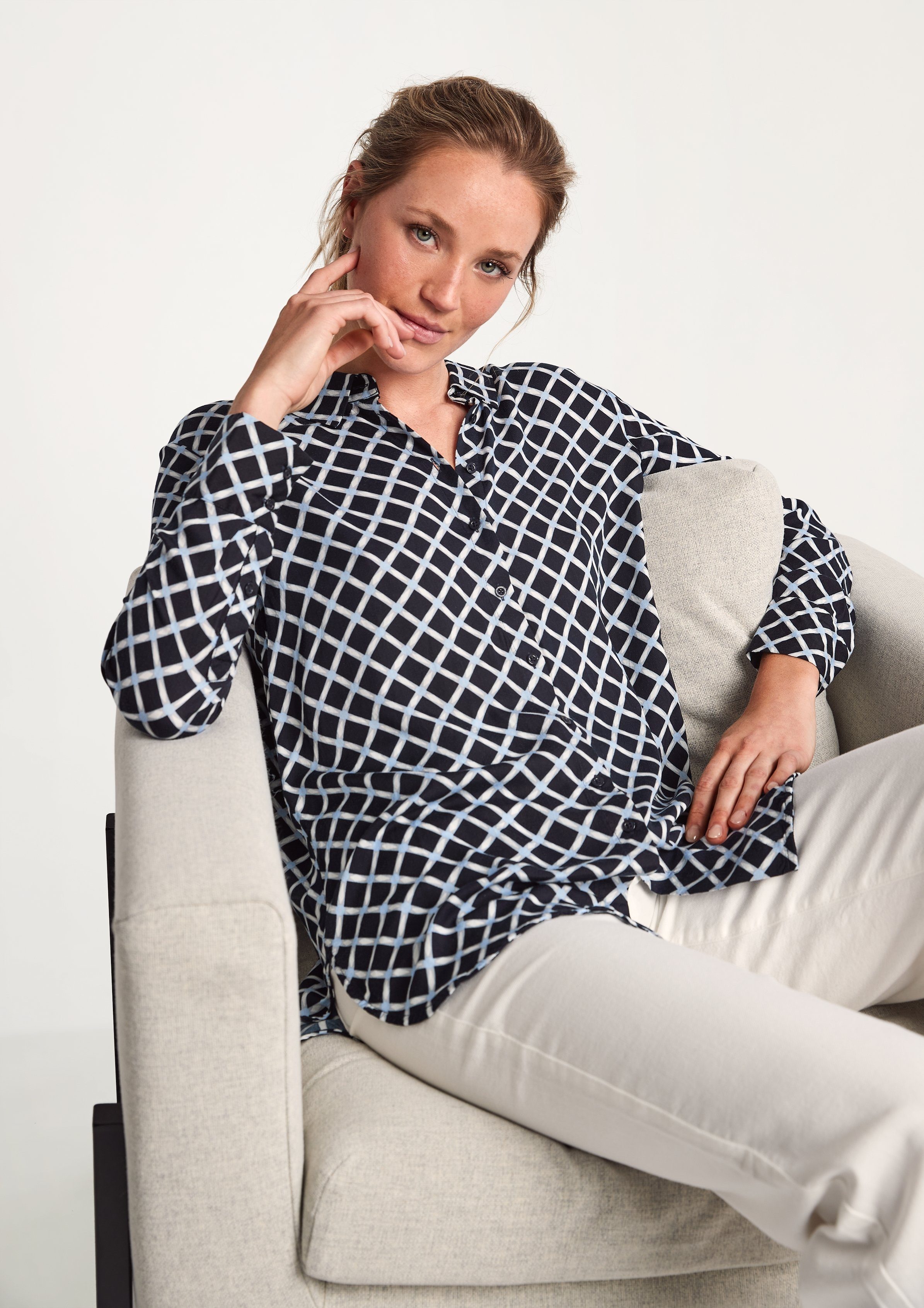 Comma Casual Identity Langarmbluse Gemusterte Bluse Aus Viskose