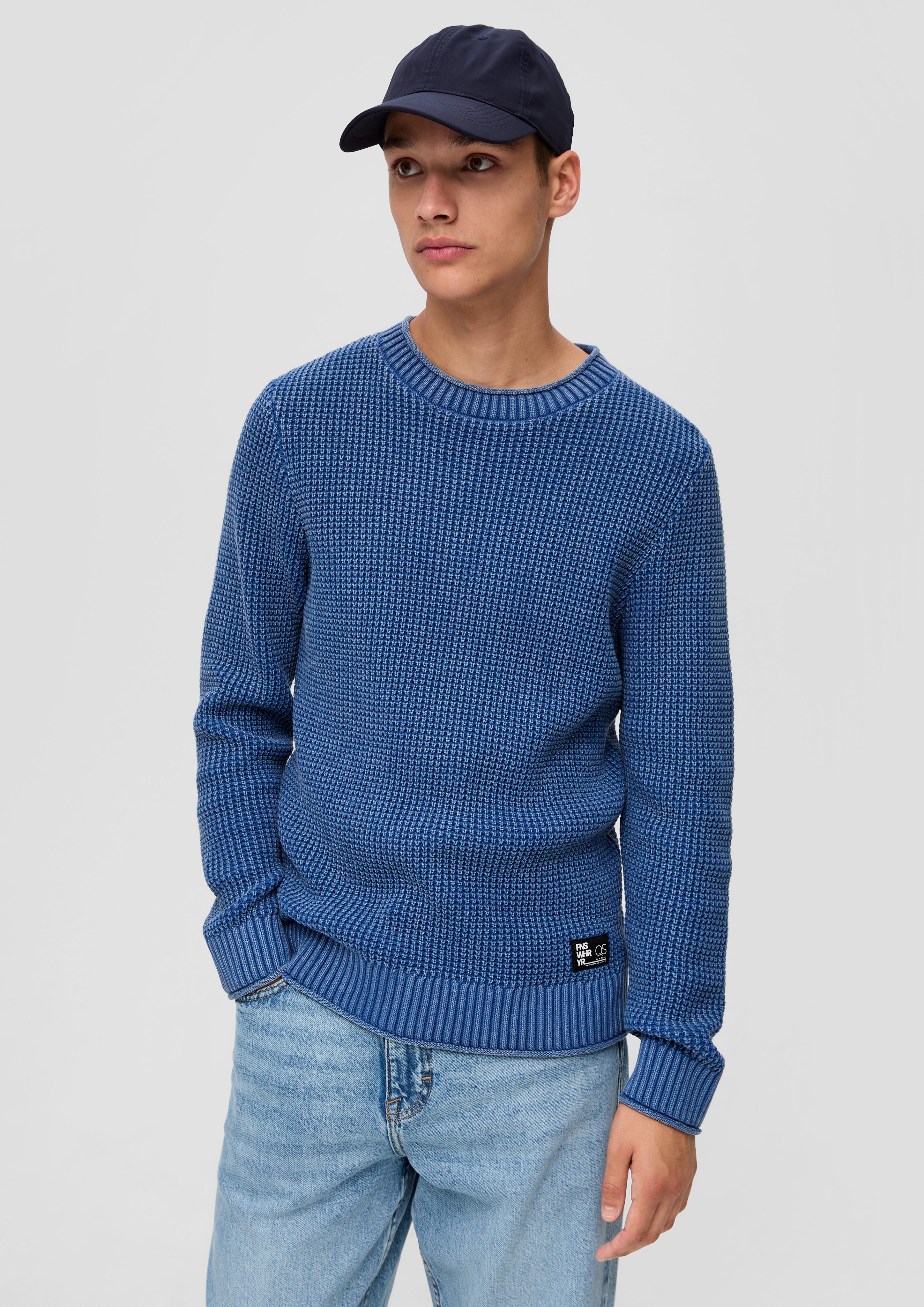 QS Strickpullover Strickpullover aus Baumwolle Label-Patch, elastisch ...