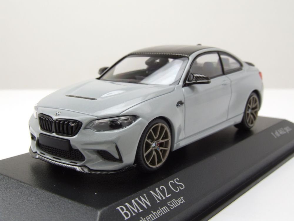Minichamps Modellauto BMW M2 CS 2020 silber mit goldenen Felgen Modellauto 1:43 Minichamps ...