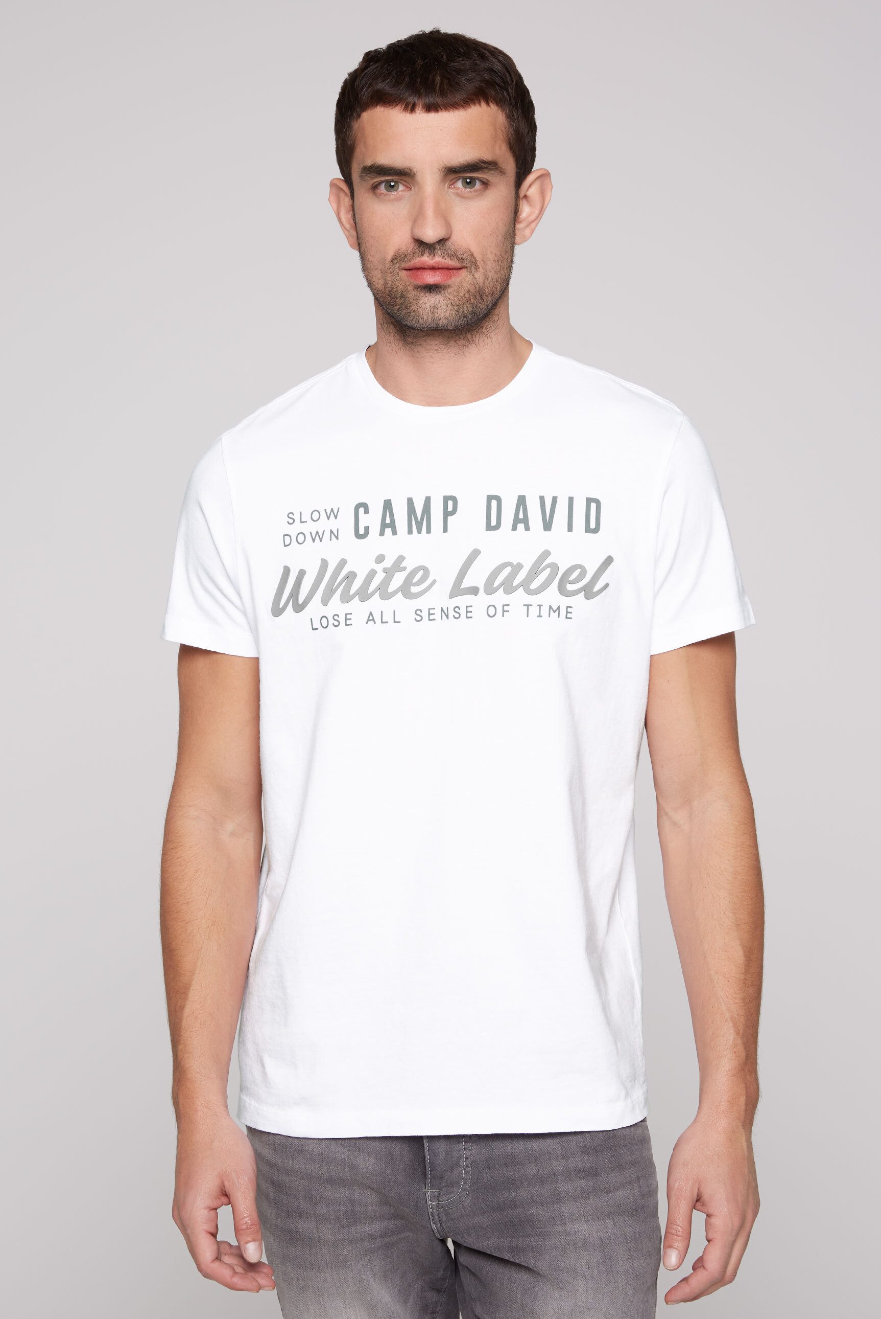 CAMP DAVID Rundhalsshirt aus Baumwolle, Kleiner Logo Print hinten am Saum