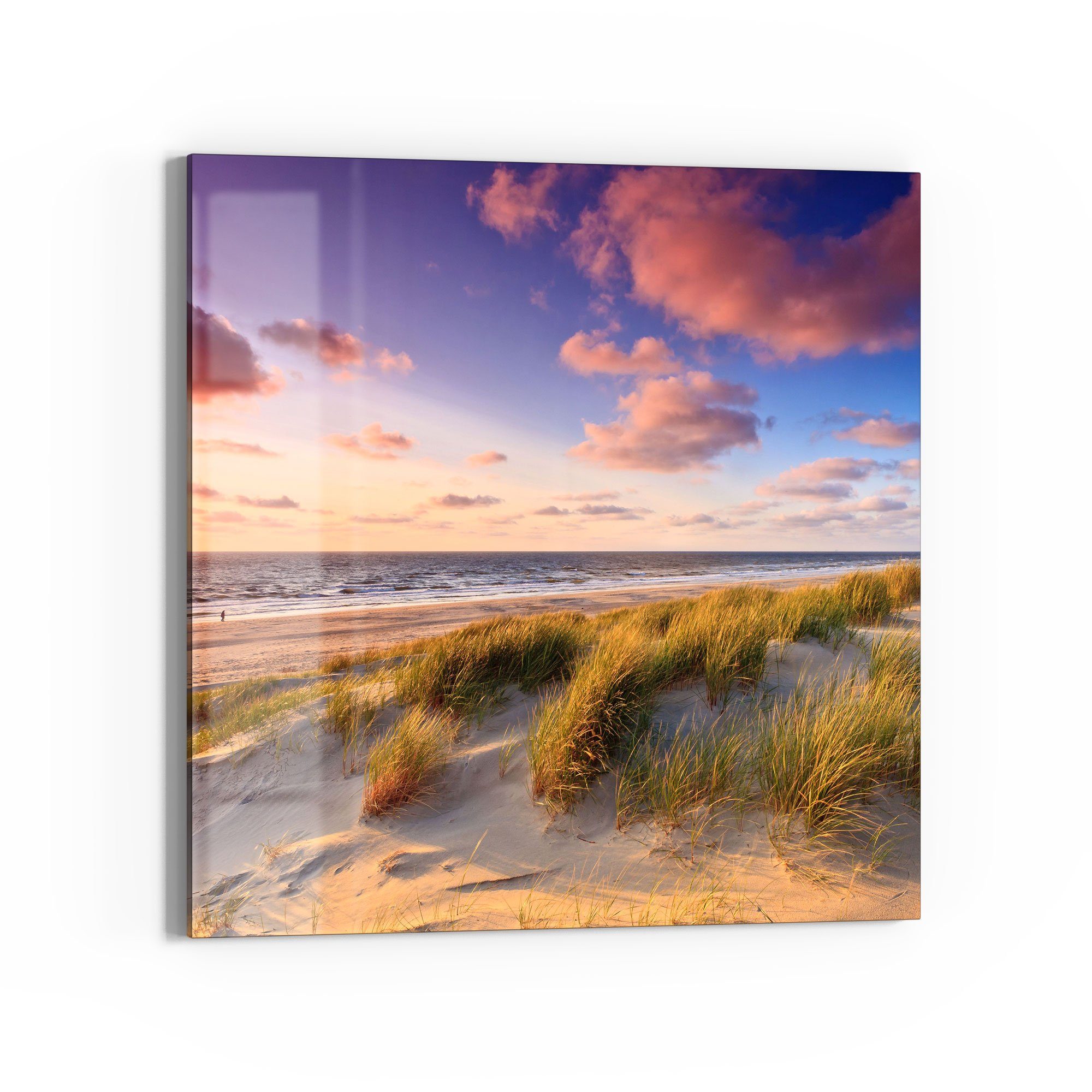 DEQORI Glasbild 'Abendroter Dünenstrand', 'Abendroter Dünenstrand', Glas Wandbild Bild schwebend ...