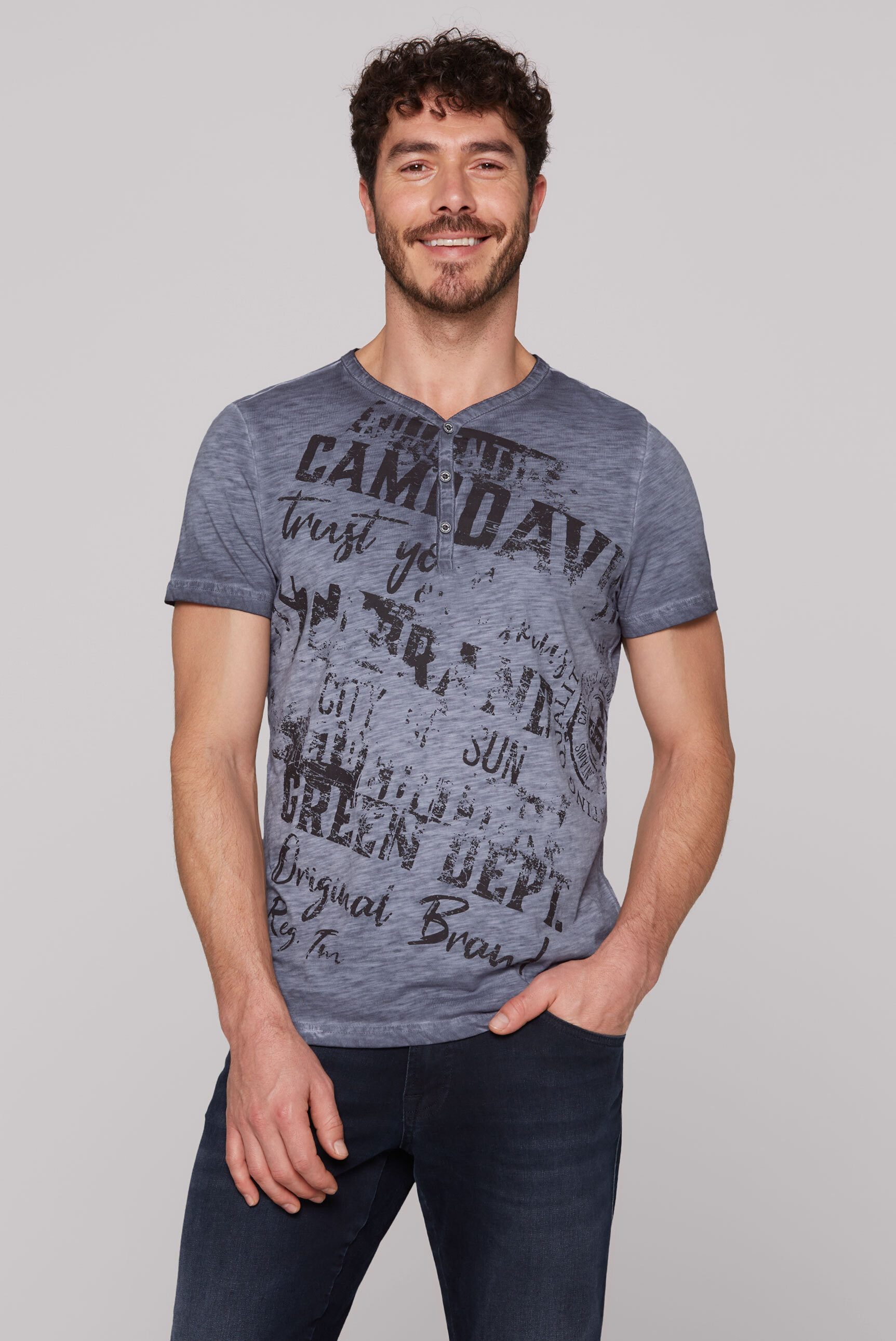 CAMP DAVID V-Shirt aus Baumwolle, Logo Print mit Used-Optik auf der ...