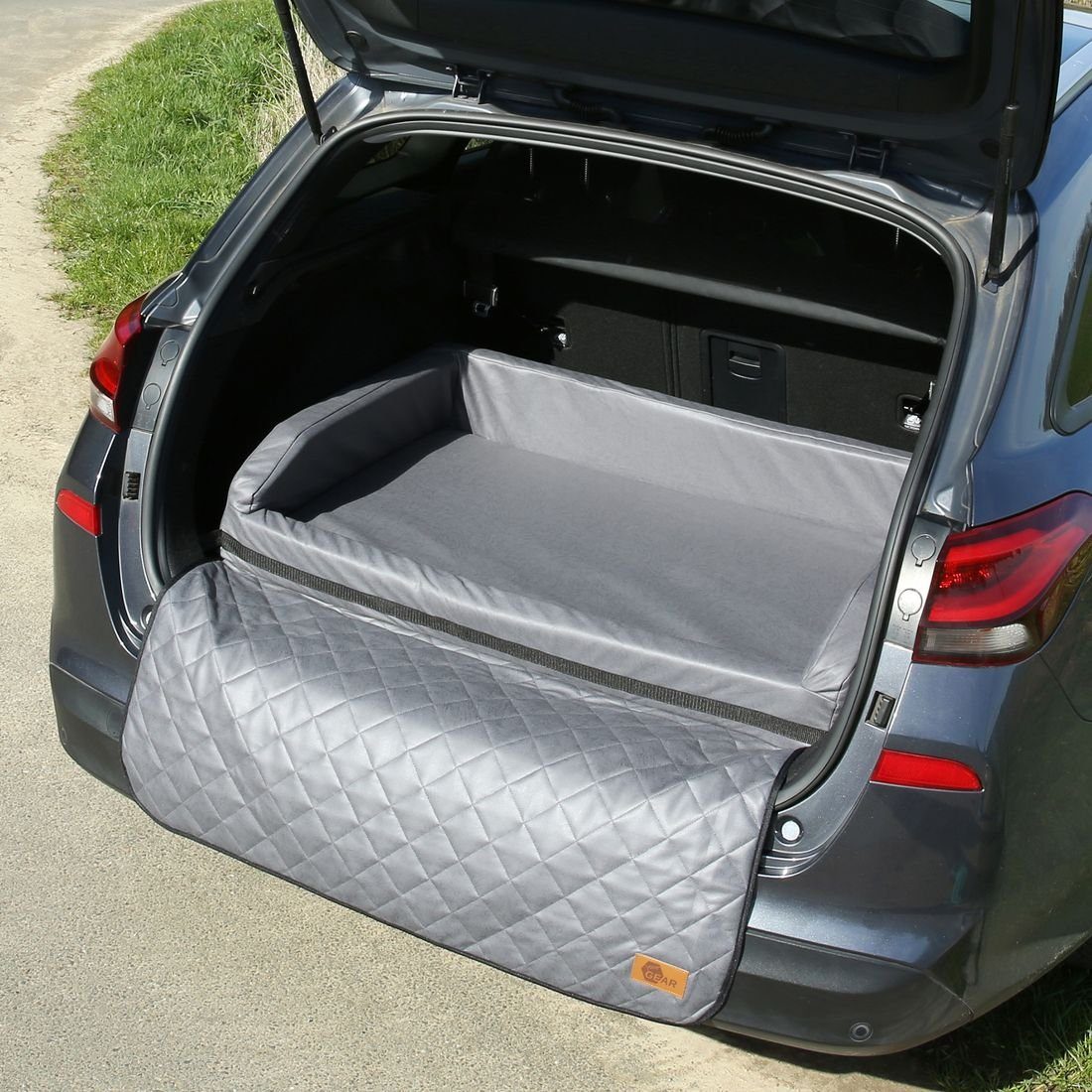 yourGEAR Tierbett your GEAR Termoli 100x70cm Hundebett Auto Kofferraum ...