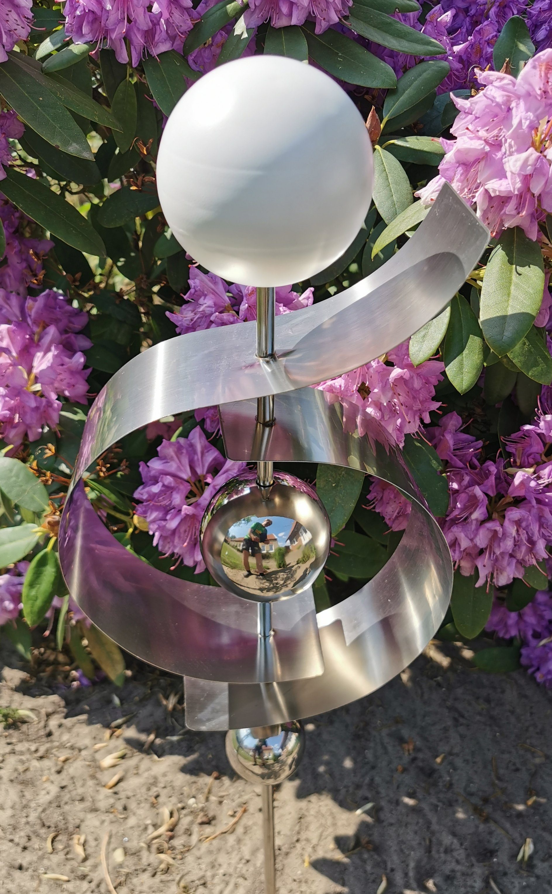 Jürgen Bocker Garten Ambiente Gartenstecker Skulptur Jupiter Kugel