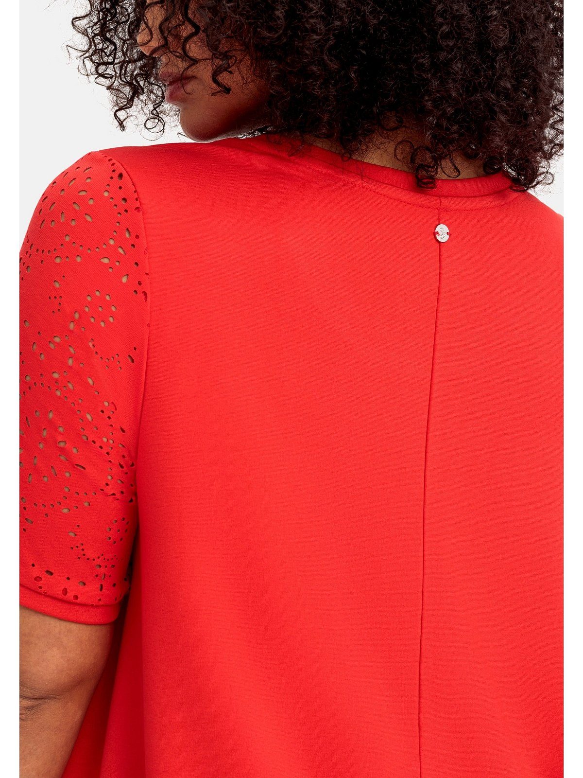 Sheego Longshirt Große Größen mit Lasercut-Muster, in A-Linie