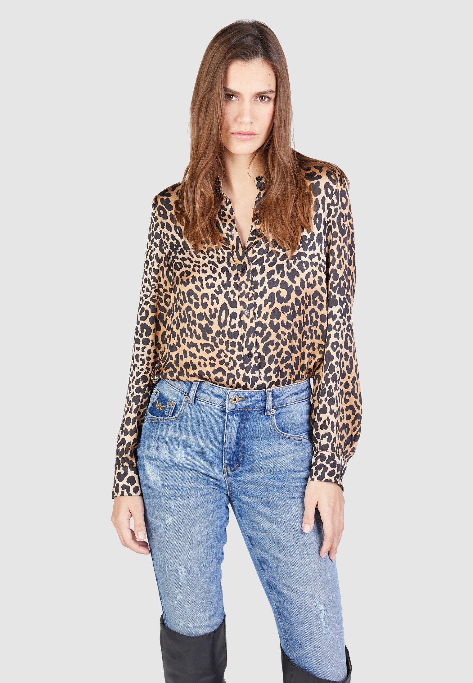 MARC AUREL Hemdbluse mit Leoprint, Blusenkragen und verdeckte Knopfleiste