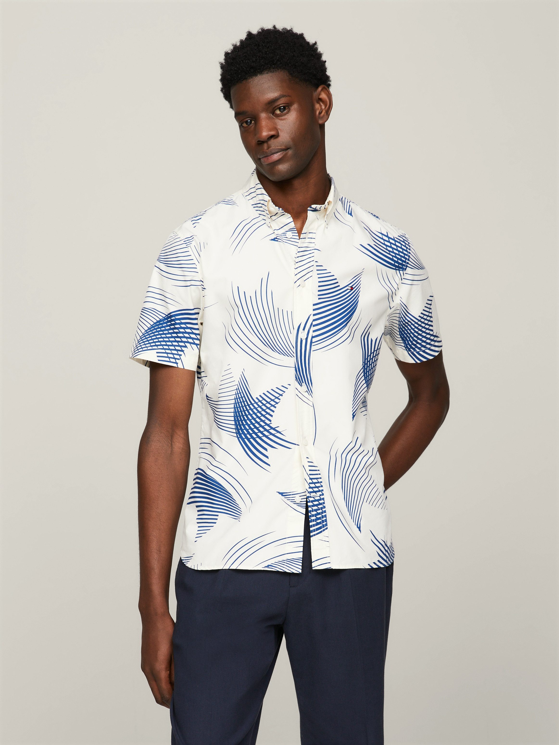 Tommy Hilfiger Kurzarmhemd MOTION STARS SHIRT mit modischem Print