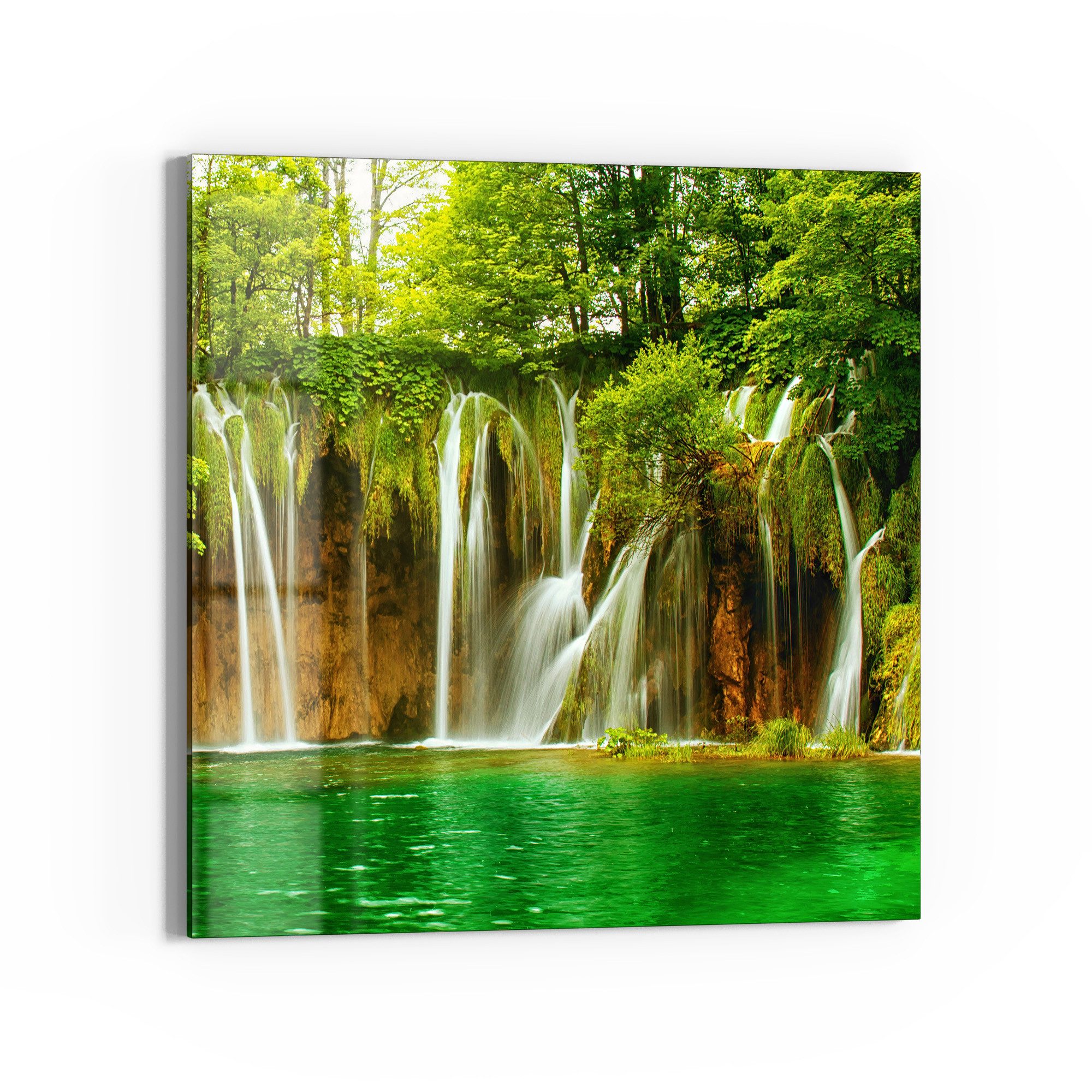 DEQORI Glasbild 'Grüner Wasserfall', 'Grüner Wasserfall', Glas Wandbild Bild schwebend modern