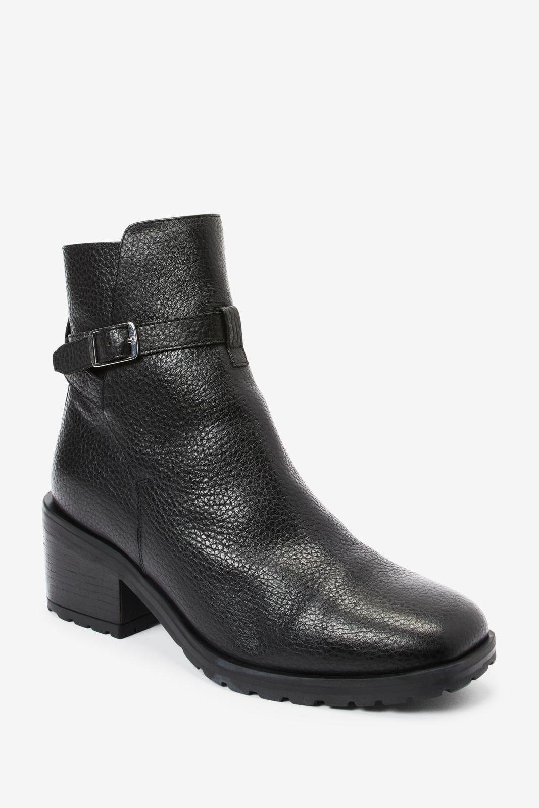 Next Signature Blockabsatzstiefel Mit Reißverschluss Chelseaboots 1 Tlg