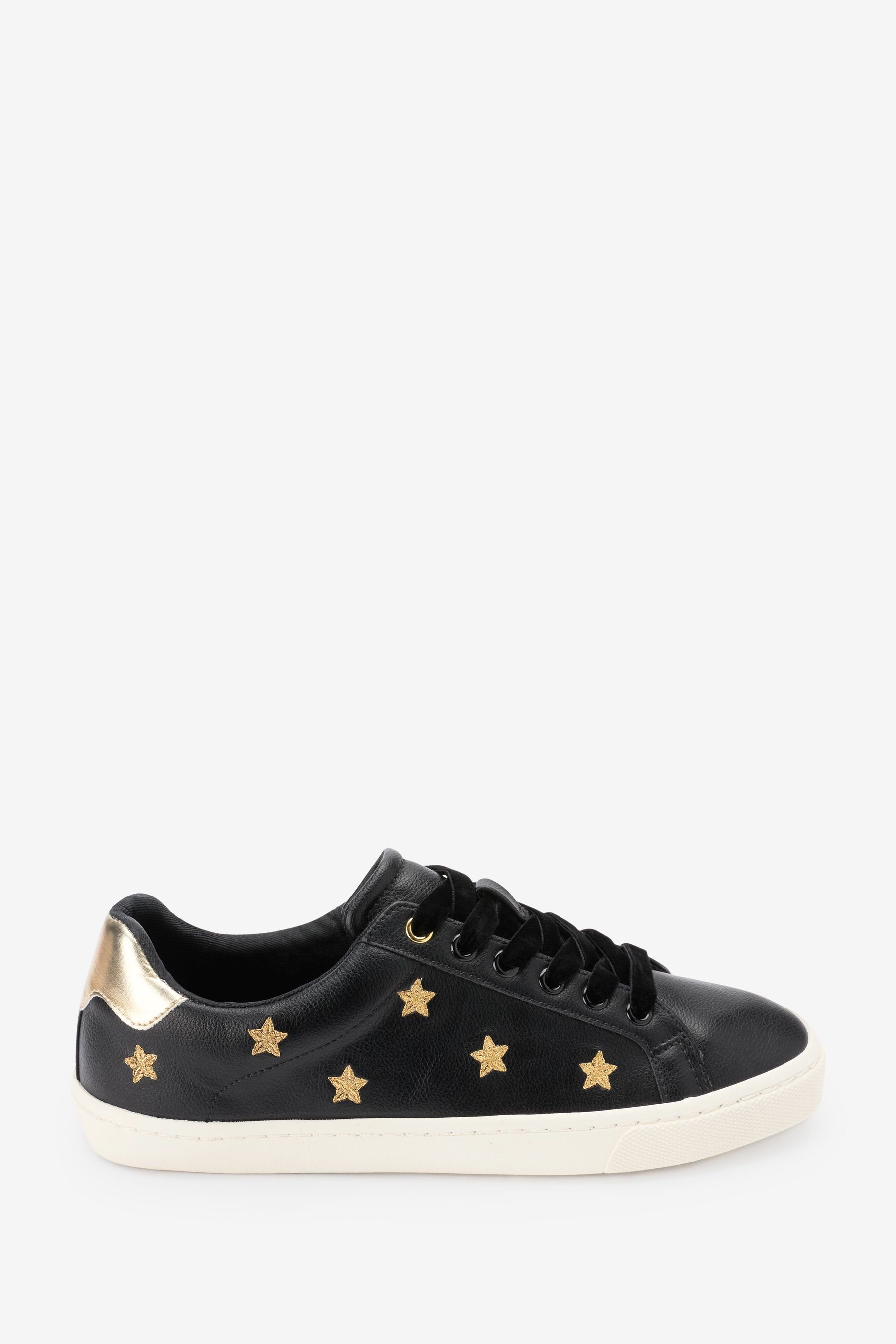 Next Forever Comfort Sneaker Mit Sternstickerei Sneaker 1 Tlg Mode