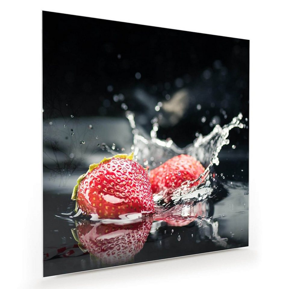 Primedeco Glasbild Wandbild Quadratisch Erdbeeren im Wasser Splash mit ... Primedeco Glasbild Wandbild Quadratisch Erdbeeren im Wasser Splash mit ...