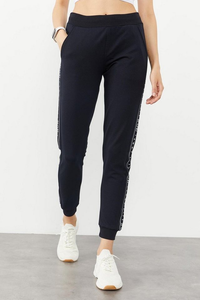 Tommy Life Jogginghose Mit Schriftzug Und Formmanschetten