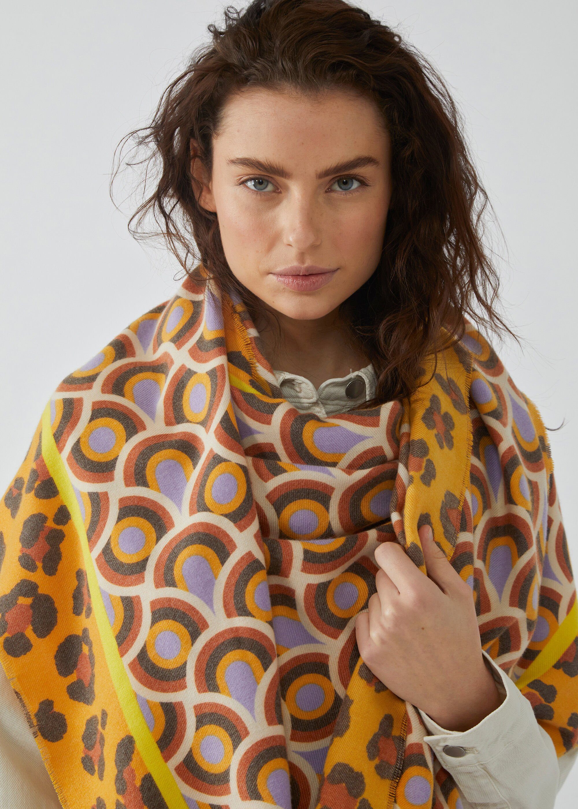 Codello Schal Kaschmirweicher Schal mit Grafik-Print in gelb, Grafik-Print