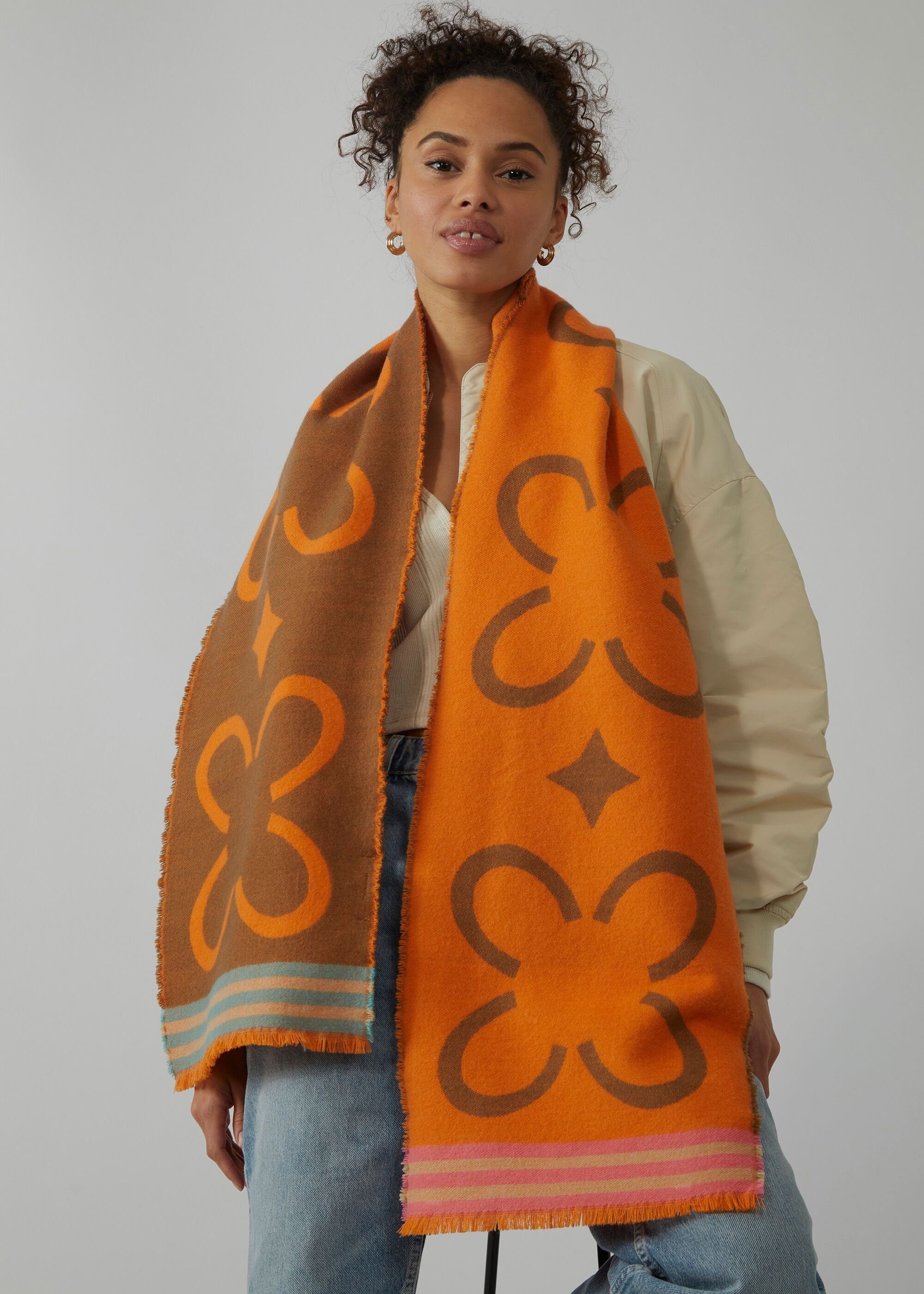 Codello Modeschal Happy Folk Mit Gewebtem Xl Monogramm