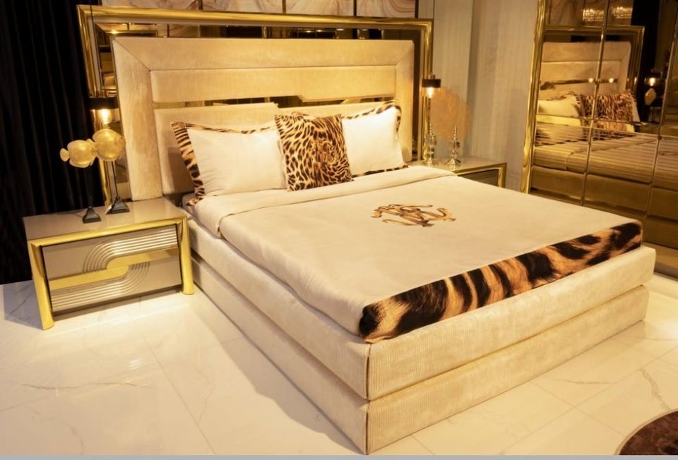 Jvmoebel Schlafzimmer Set Luxus Betten Gold Bett Textil 2x Nachttisch 3