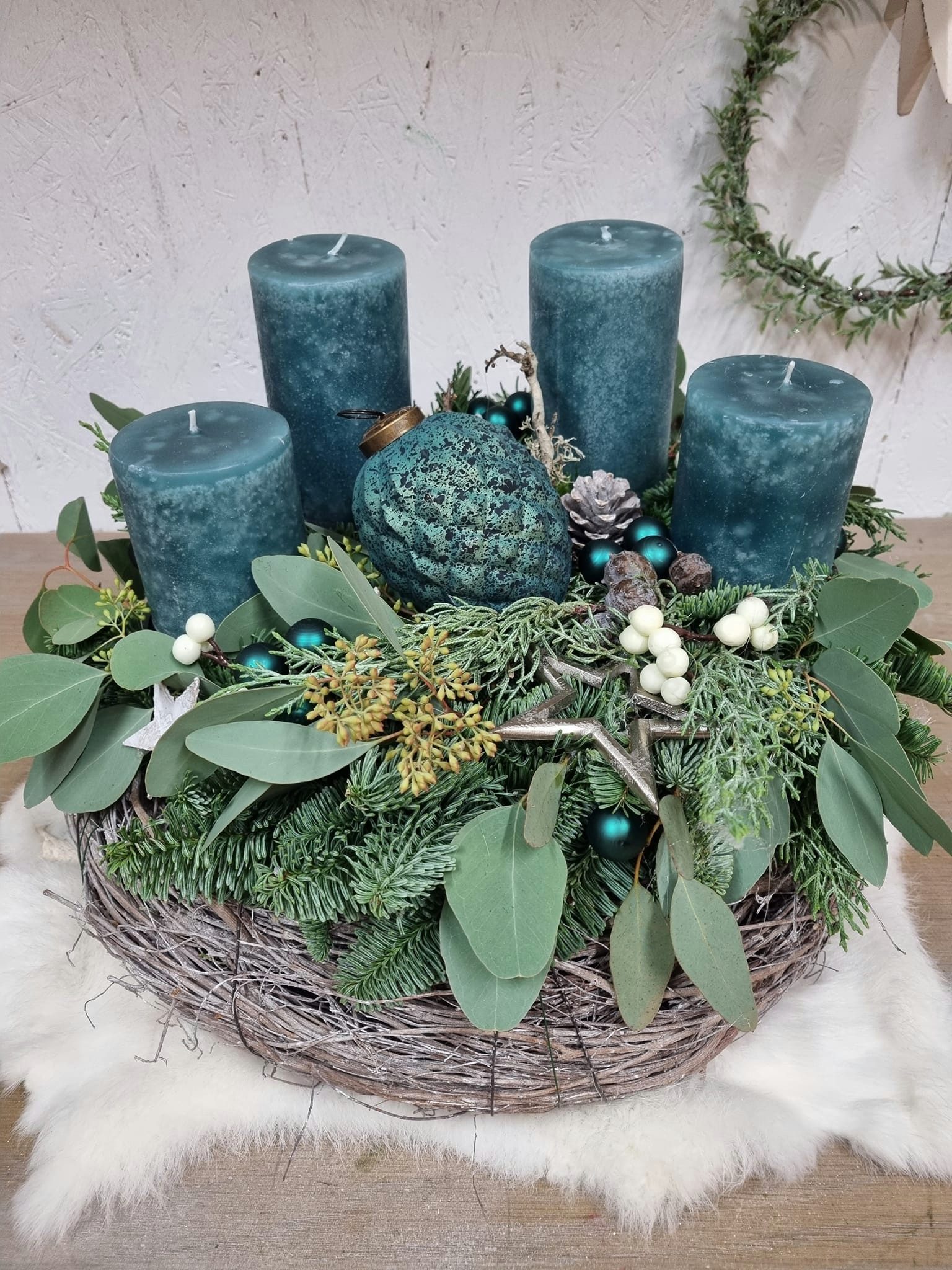 Annimuck Adventskranz Grosser Adventskranz D42 cm petrol anik Zapfen Alustern