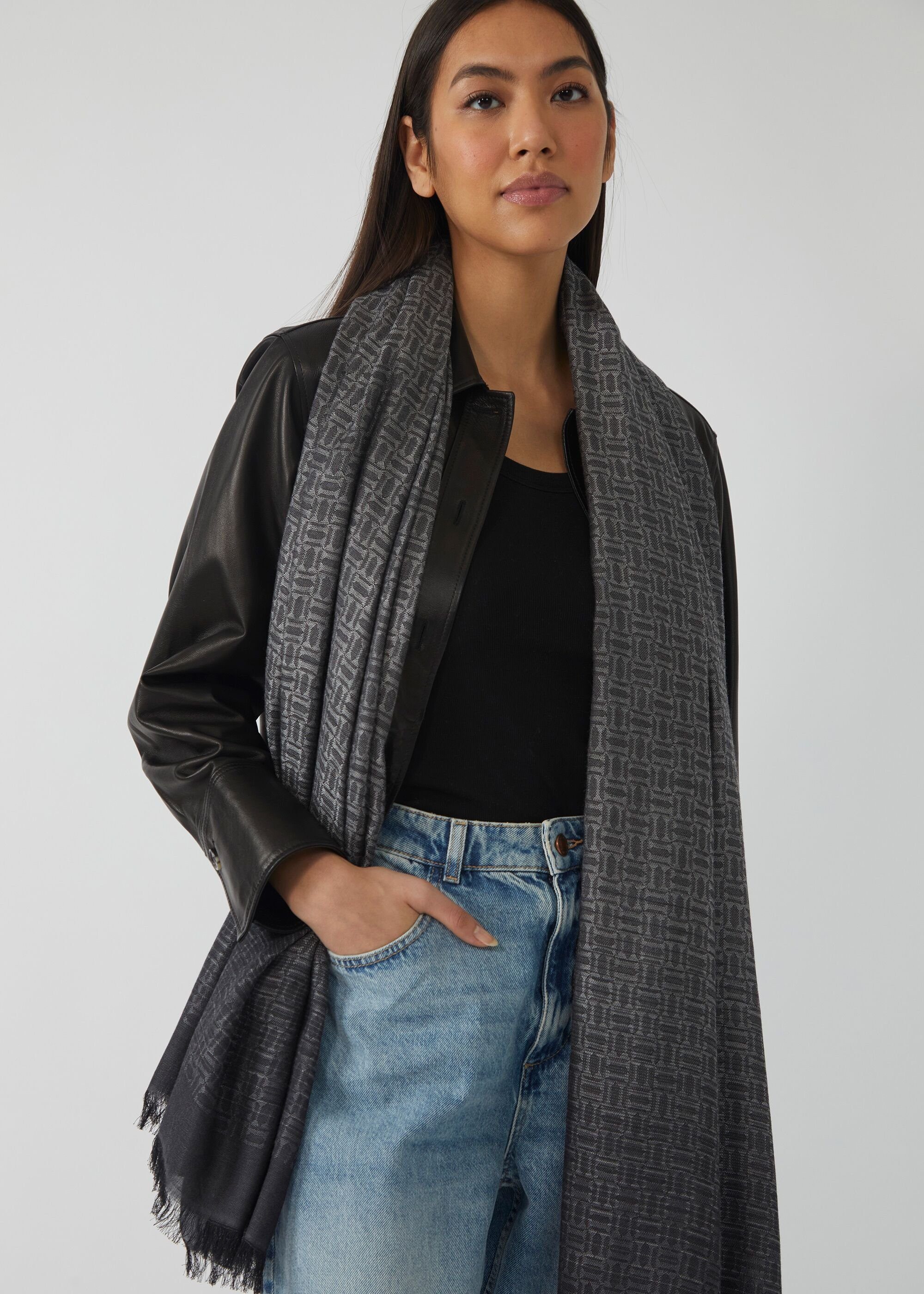Codello Modeschal Mono Contrast Mit Gewebtem Jacquard Muster