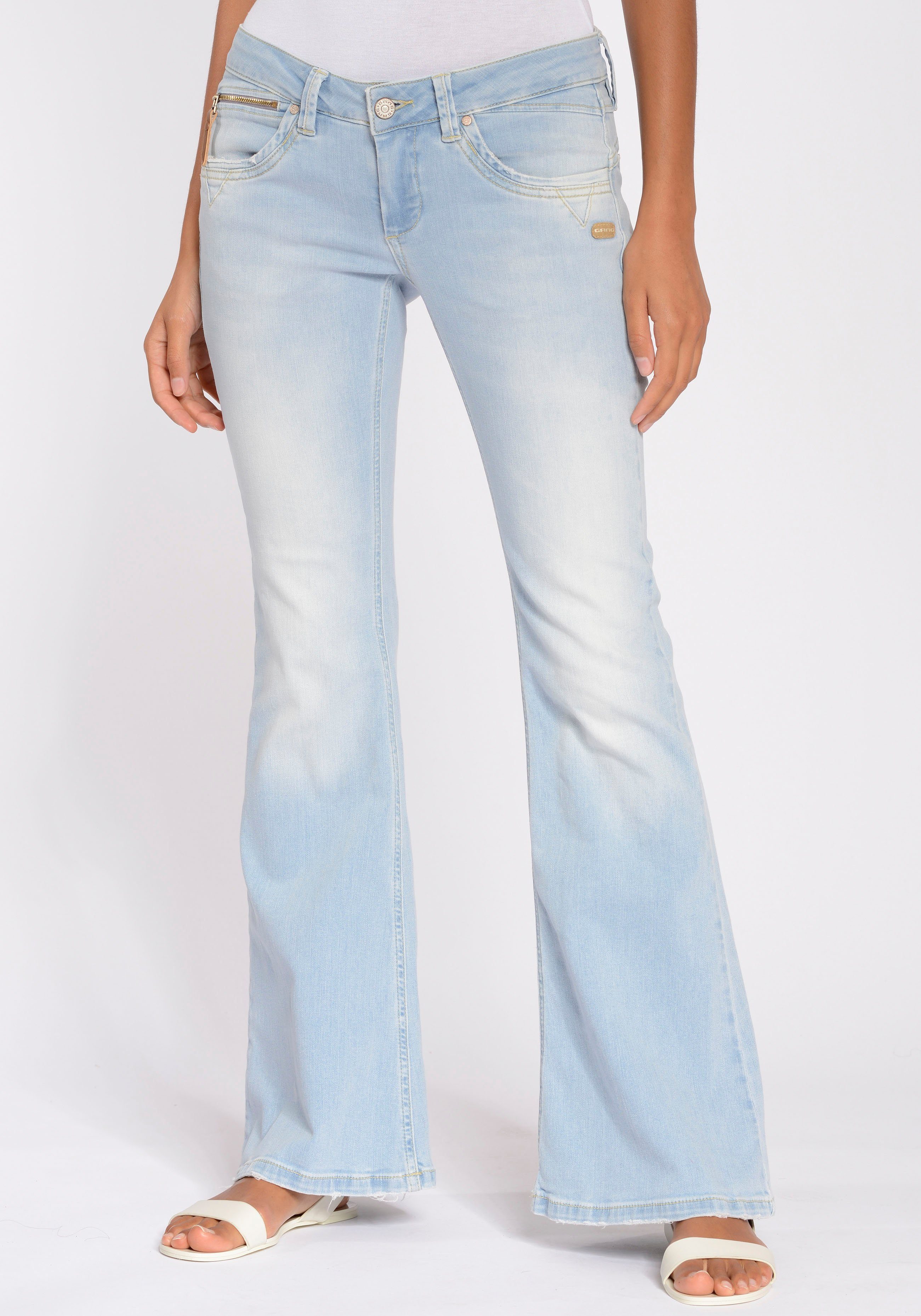 GANG Bootcut-Jeans 94NIKITA FLARED 5-Pocket Style mit Zipper an der ...