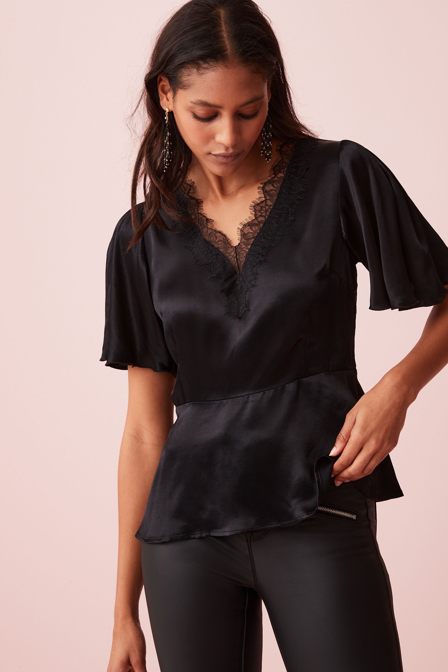 Next Satinbluse Satinoberteil Mit Flatterärmeln Und Spitzendetail 1 Tlg
