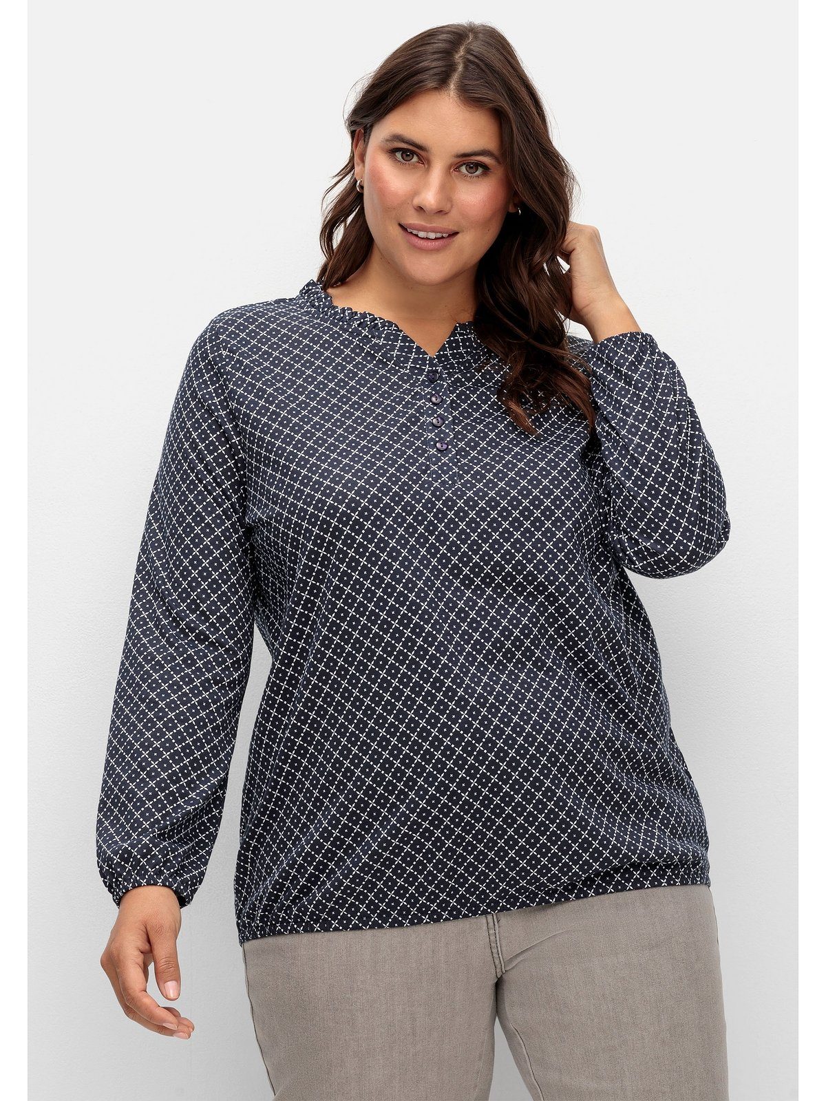 Sheego Langarmshirt Große Größen Mit Grafik Alloverdruck Und Knopfleiste