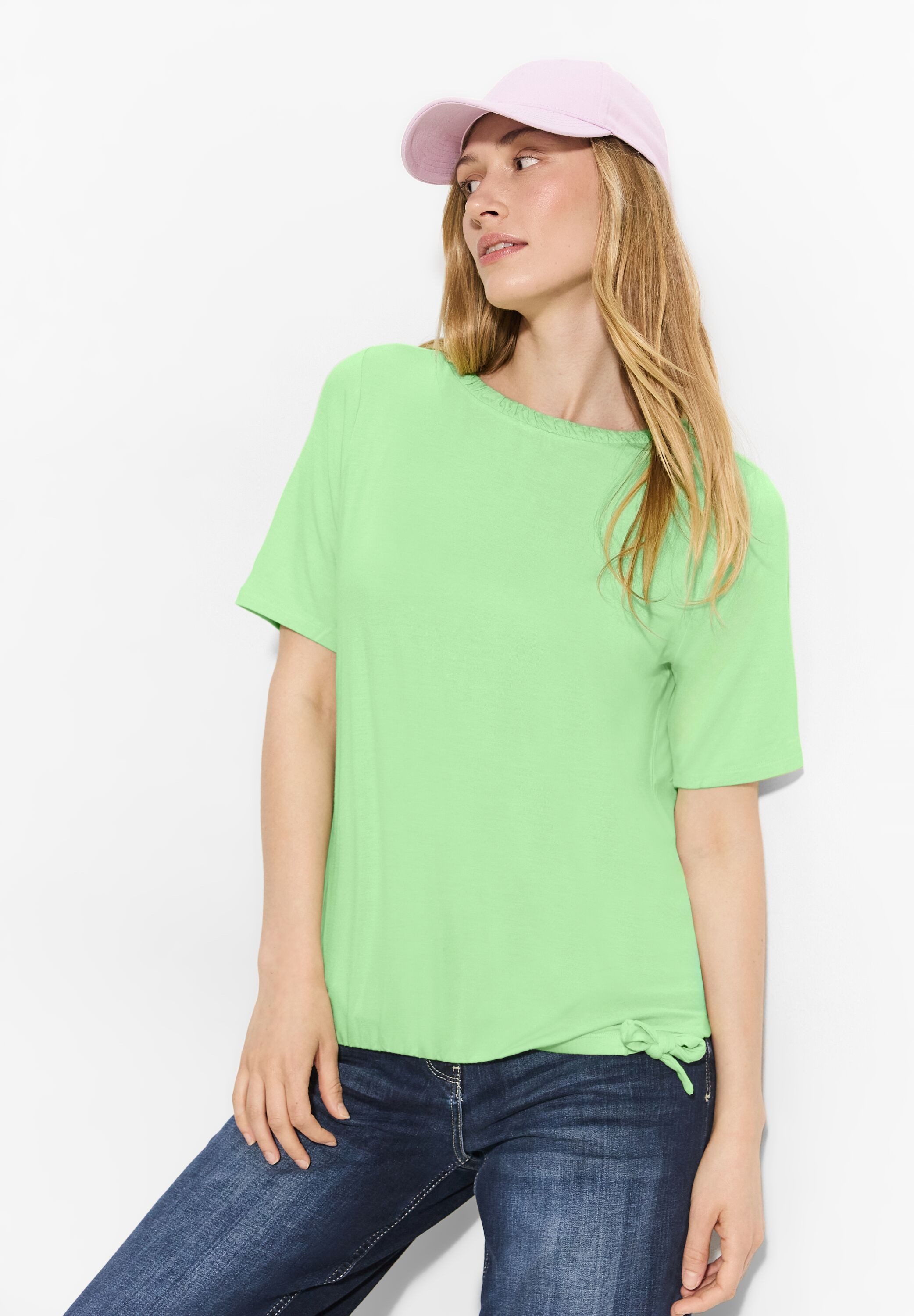 Cecil T Shirt Mit Gerafftem U Boot Ausschnitt Ein Tunnelzug Und Knoten
