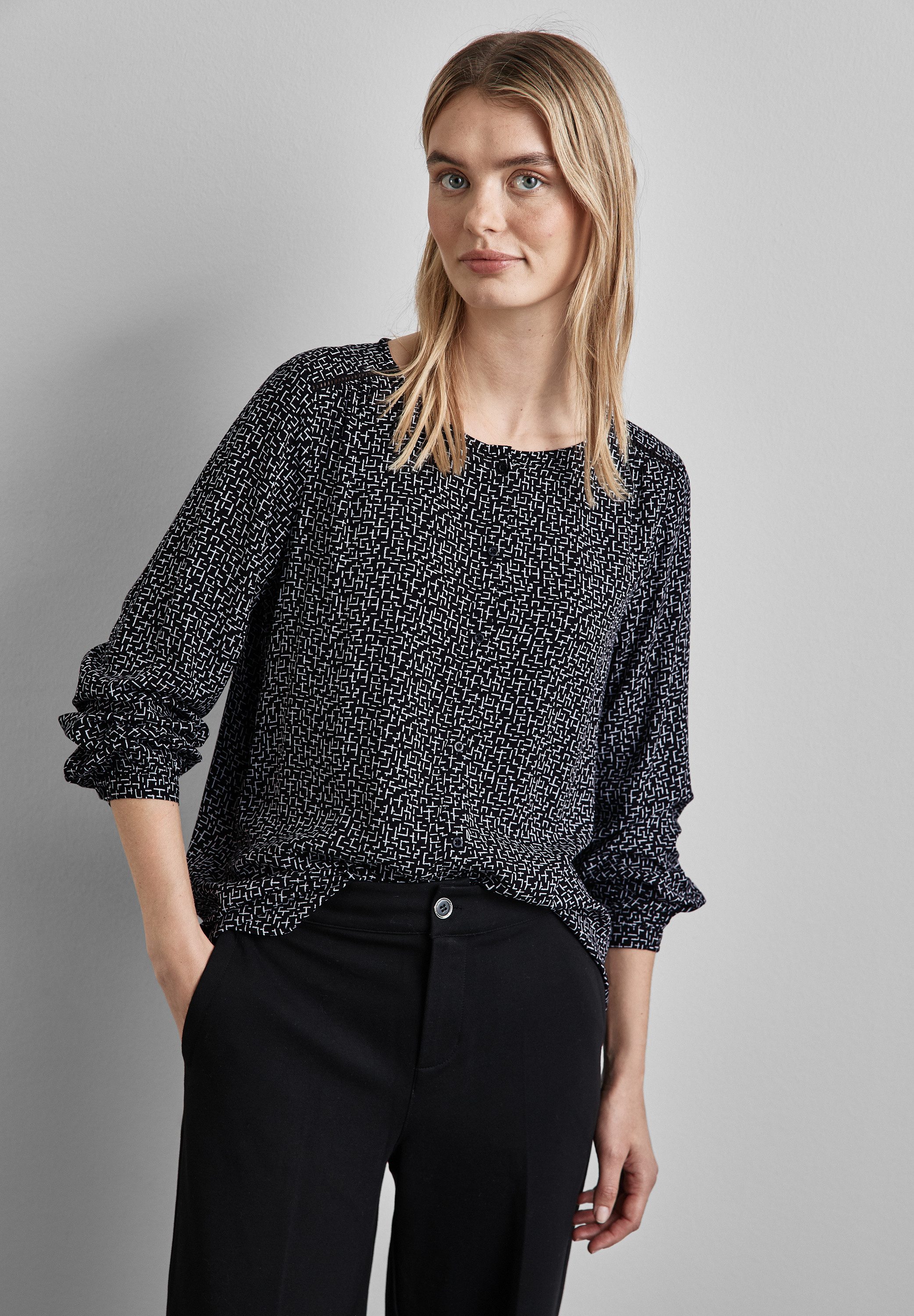 Street One Langarmbluse Mit Knopfleiste Bluse Mit Stickerei An Der