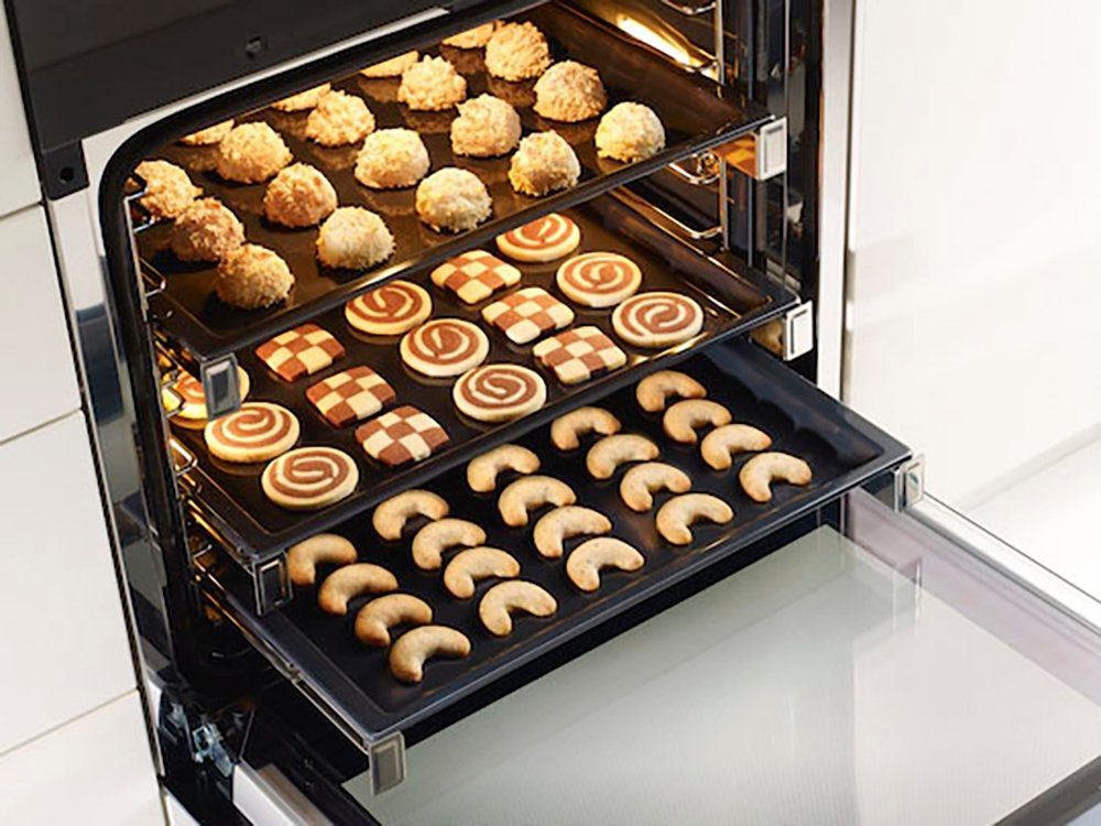 Miele Backblech HBB 71, Metall, mit PerfectClean Veredelung, Pizzabackblech