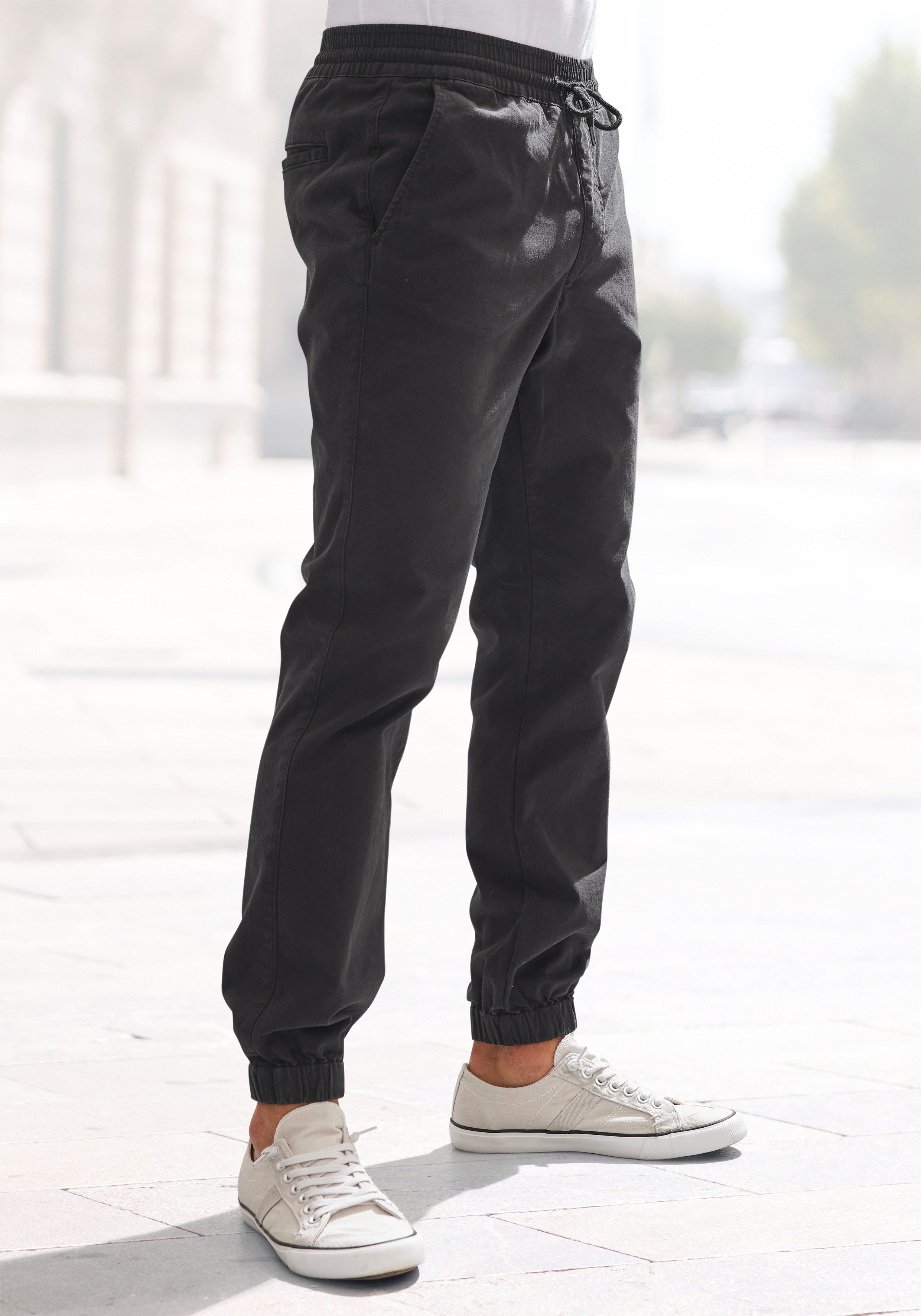 John Devin Jogger Pants Jogg Pants aus elastischer Baumwoll-Qualität ...