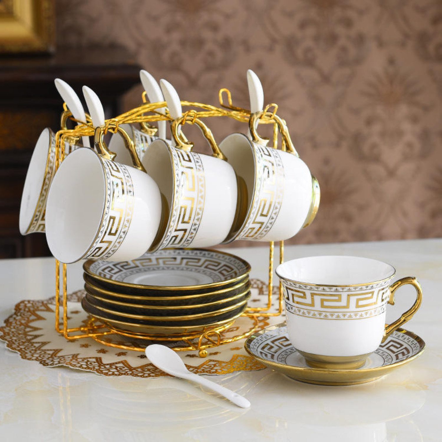 Luxus Cup A B C D Bild