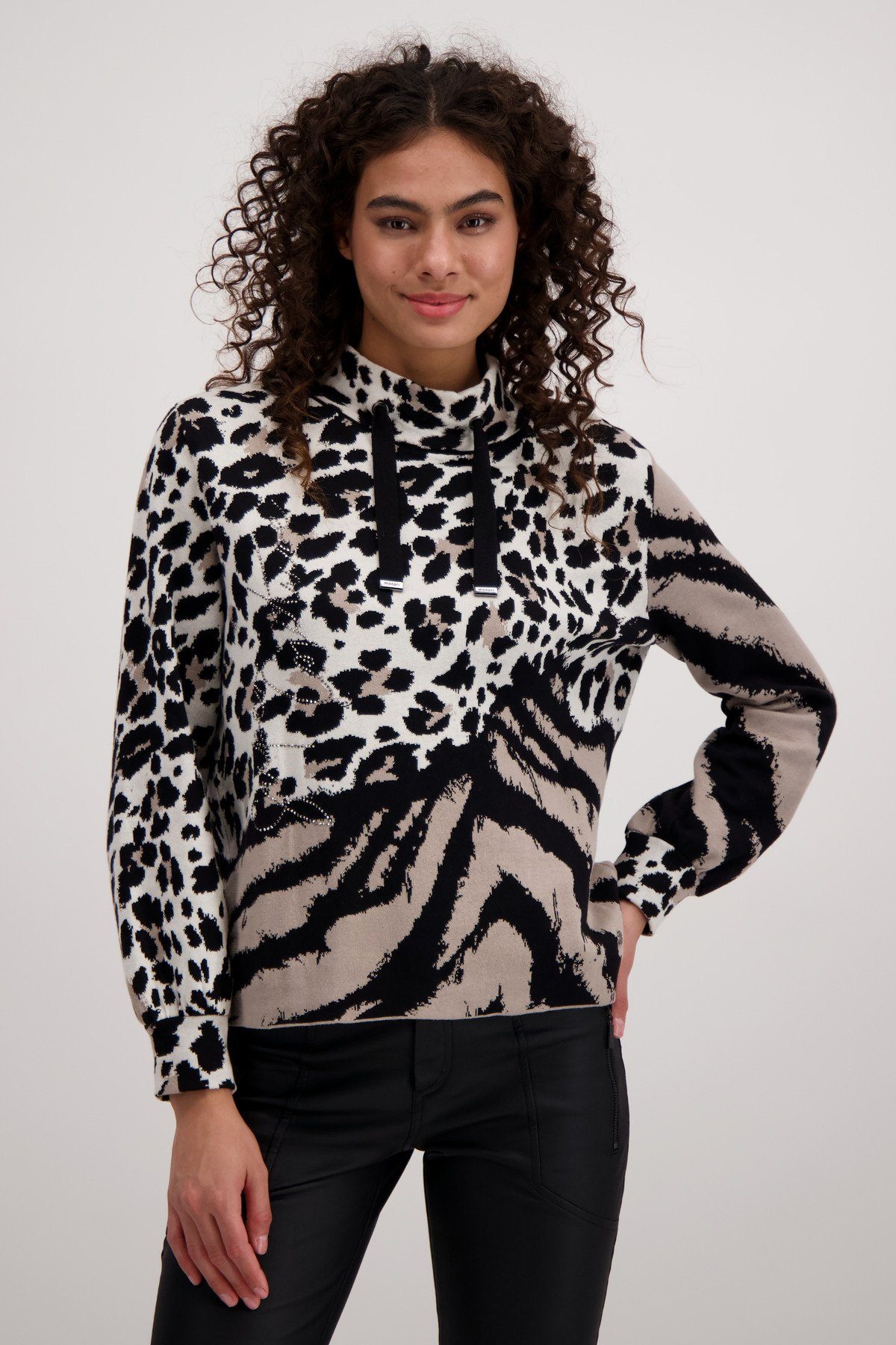 Monari Strickpullover Strickpullover mit Stehkragen im Allover Animal Look
