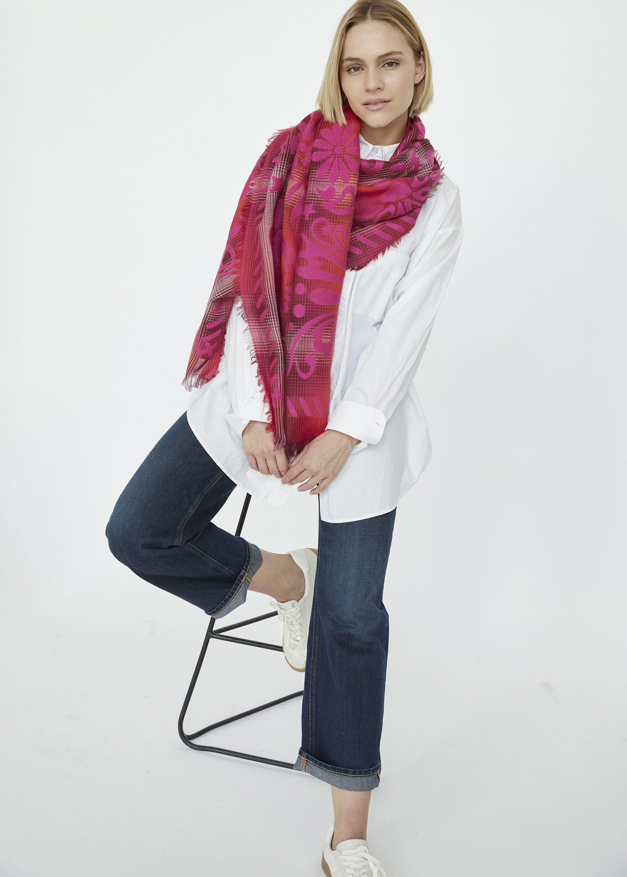 Codello Modeschal Mit Doppelt Gewebtem Jacquard Muster