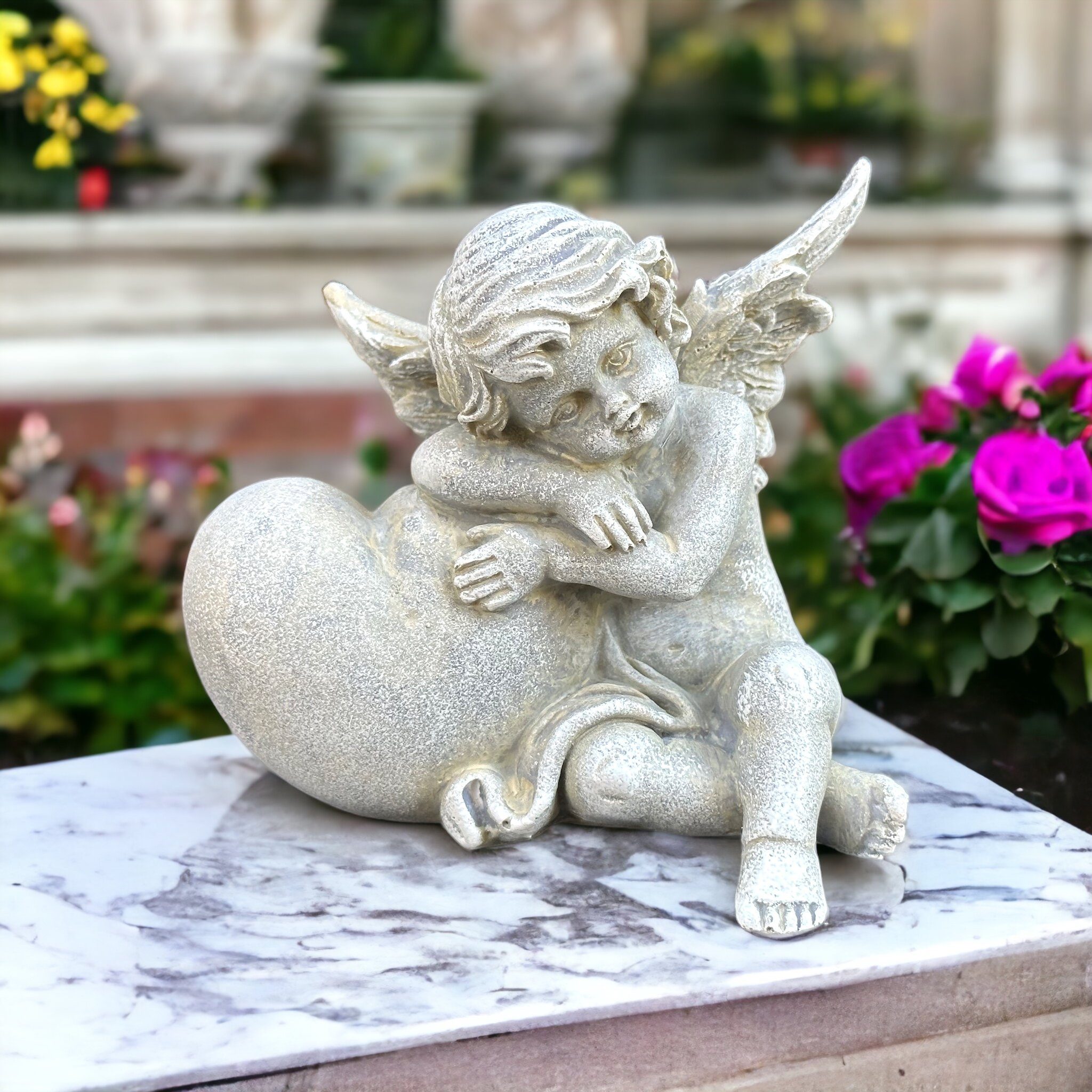 Radami Gartenfigur Grabengel Engel Grabschmuck Schutzengel an Herz